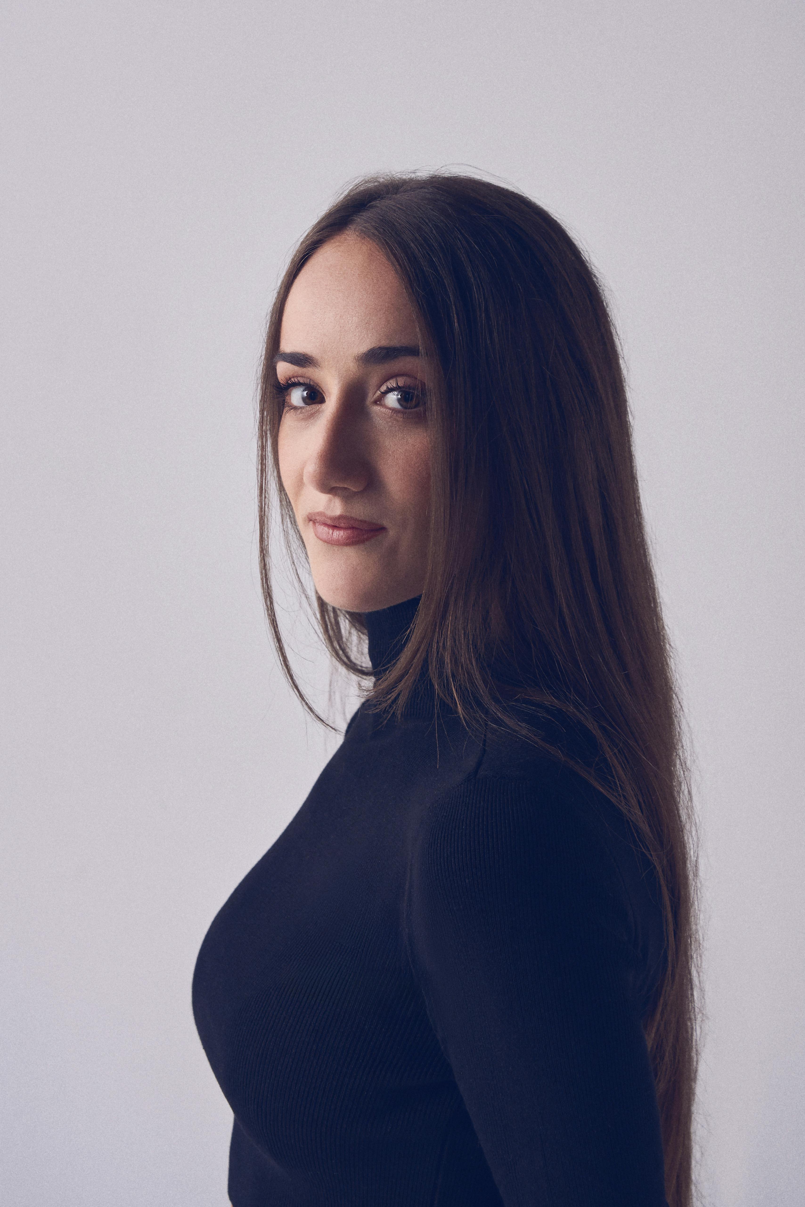 PERFIL PM · Free Stock Photo