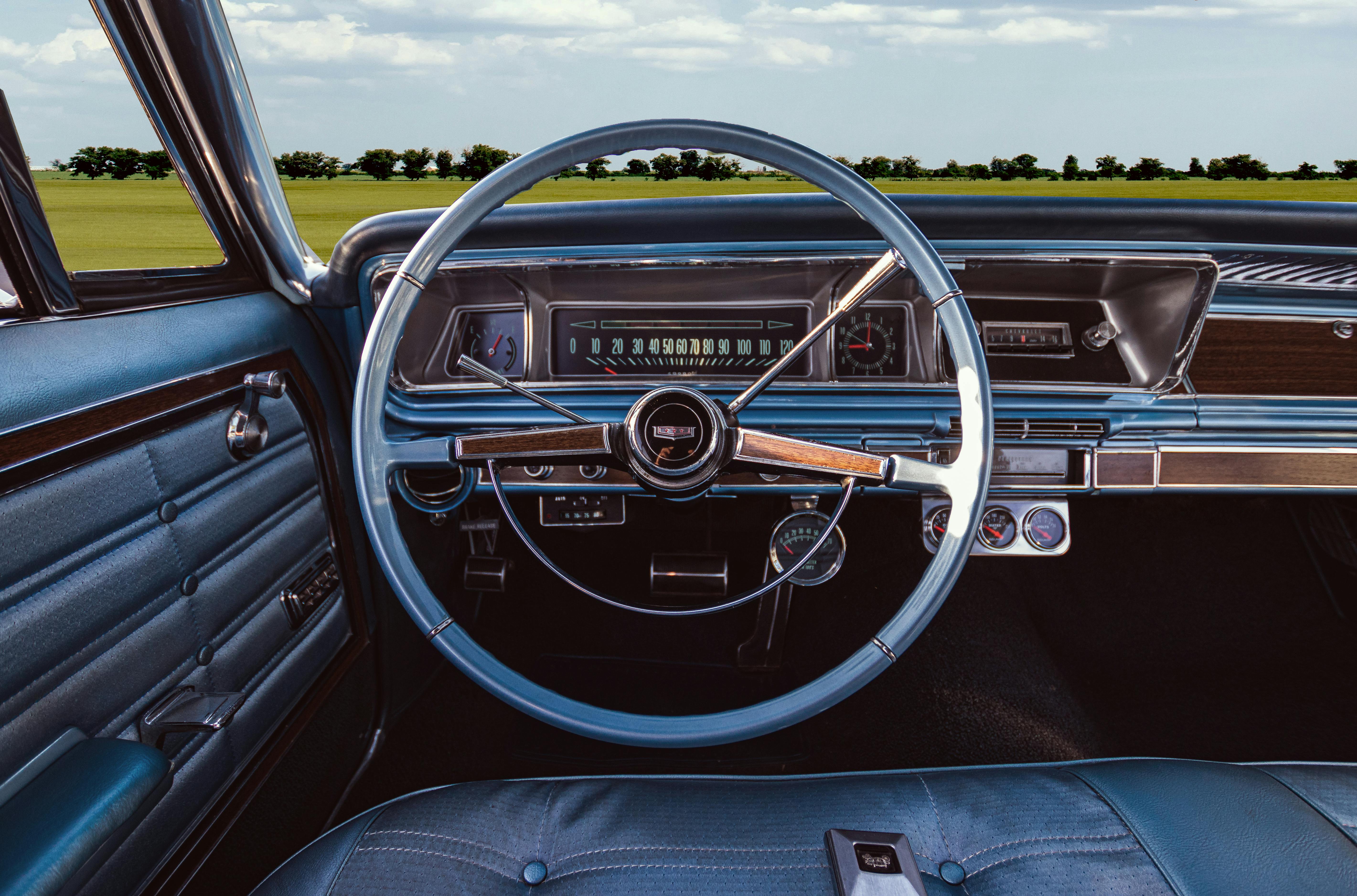 Vintage 1966 Chevrolet Caprice Interior View · Free Stock Photo