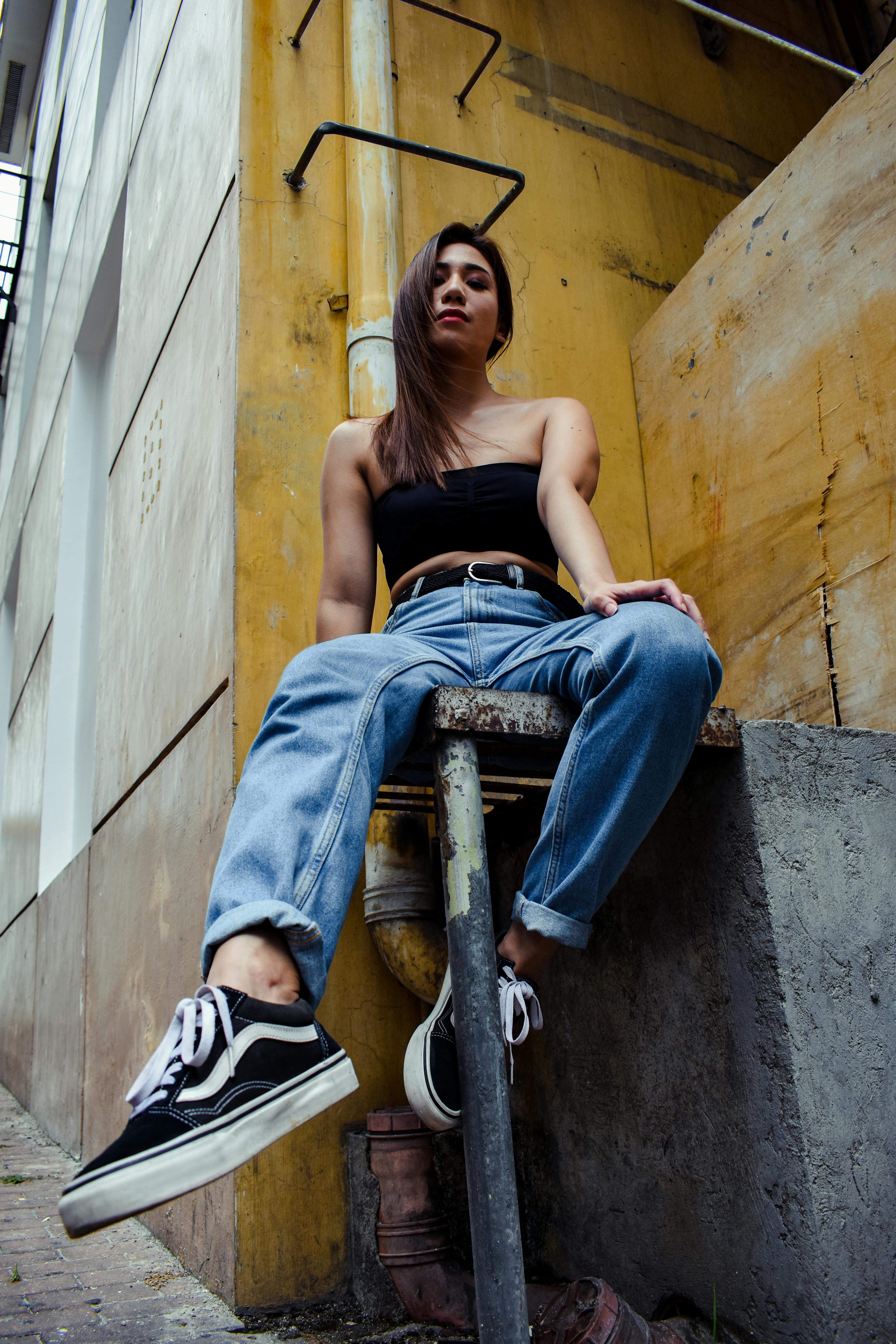 Women Tapping A Pipe Photos, Download The BEST Free Women Tapping A ...