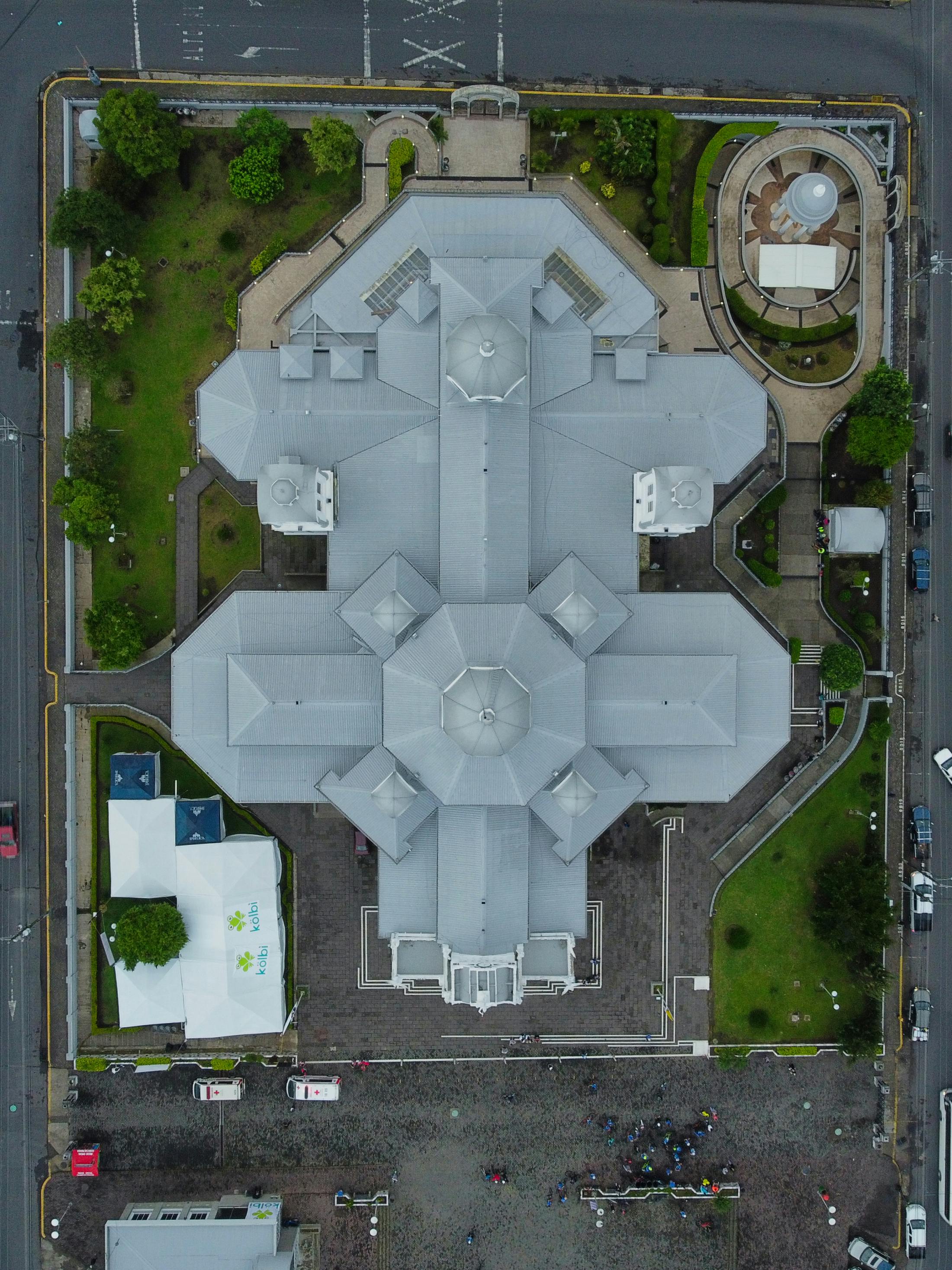 Birds Eye View of Building · Free Stock Photo