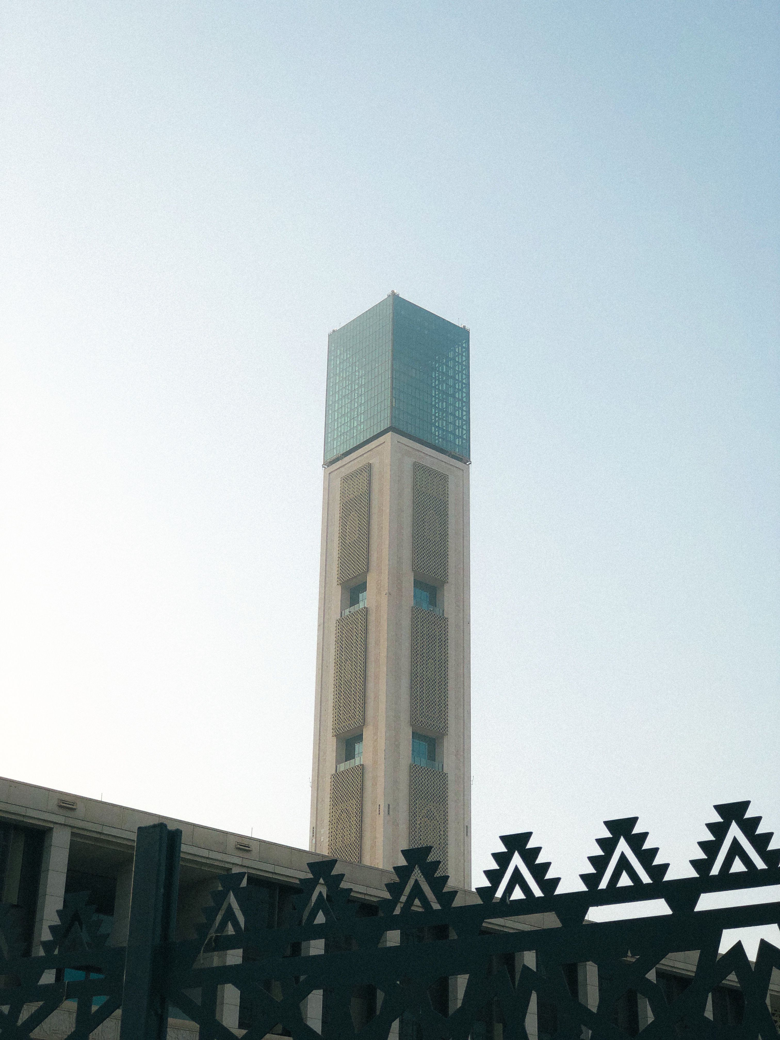 Stunning View of the Great Mosque of Algiers Tower · Free Stock Photo