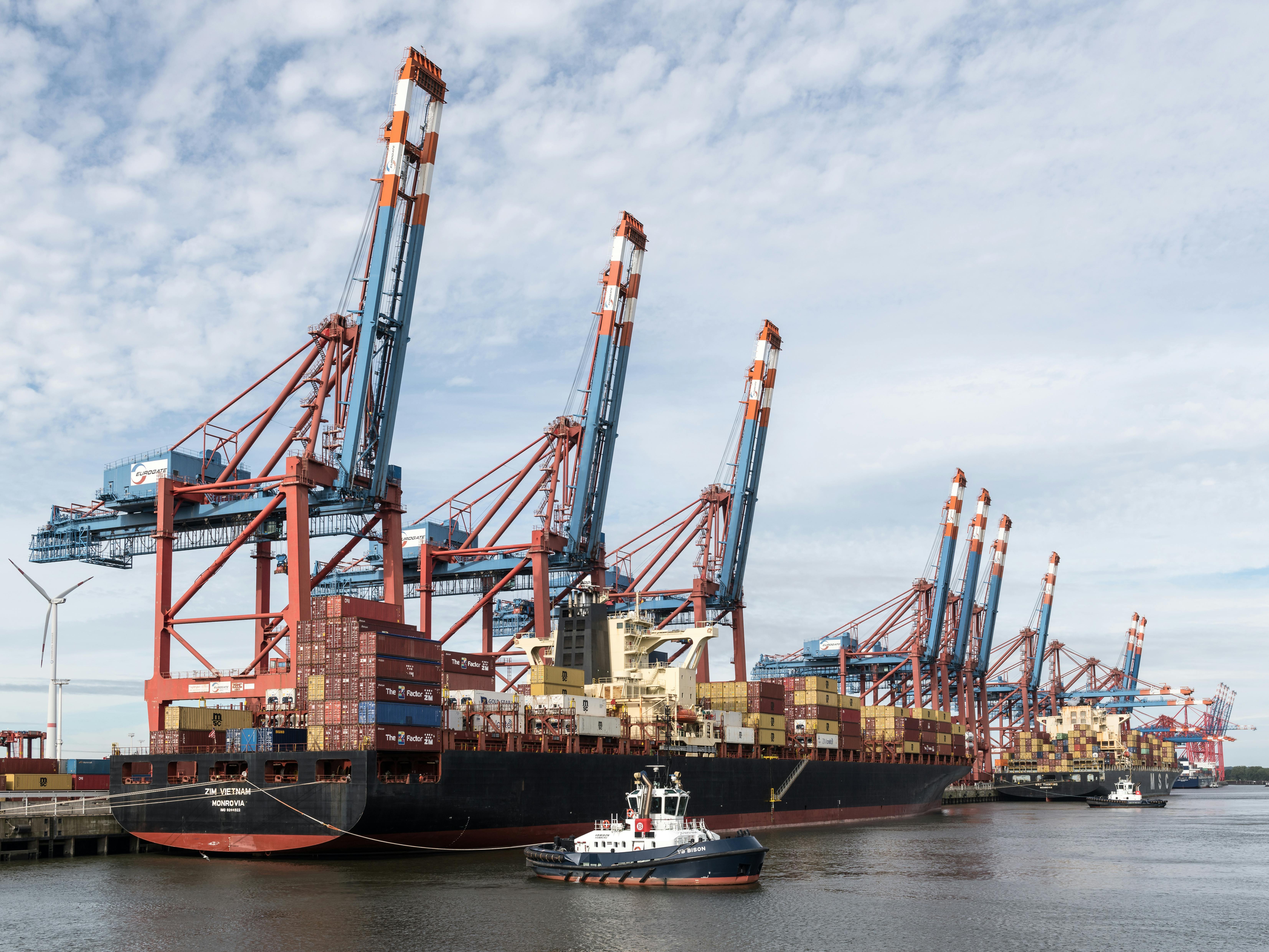 View of a Port · Free Stock Photo
