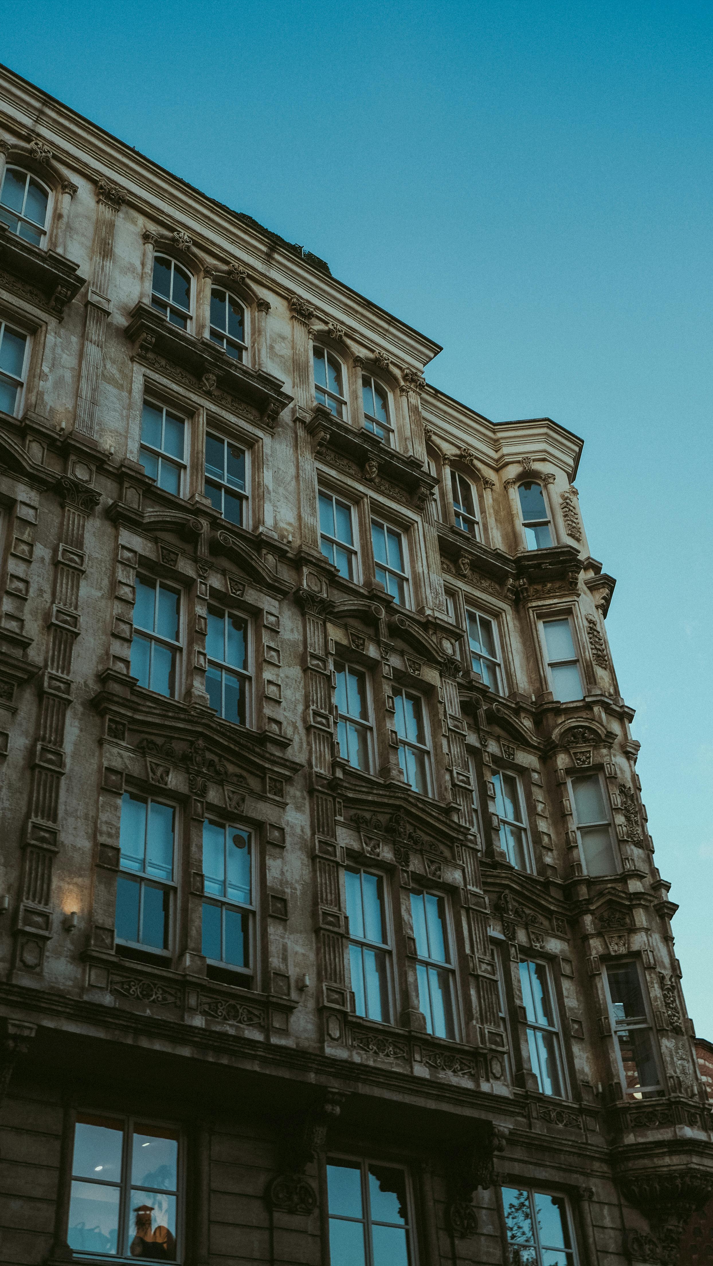 Historic Building with Classical Architecture · Free Stock Photo