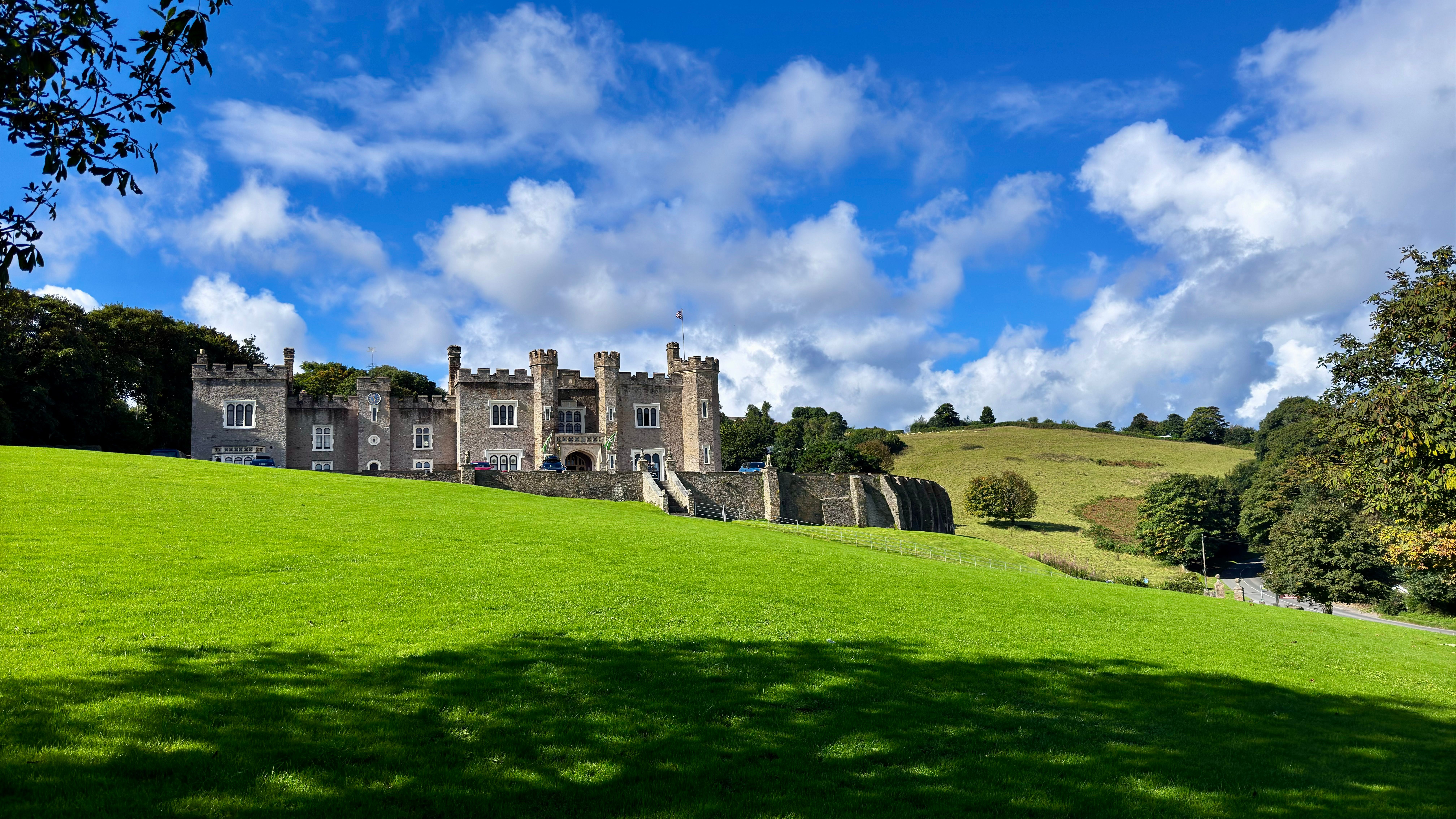 Scenic View of Watermouth Castle in Devon, UK · Free Stock Photo