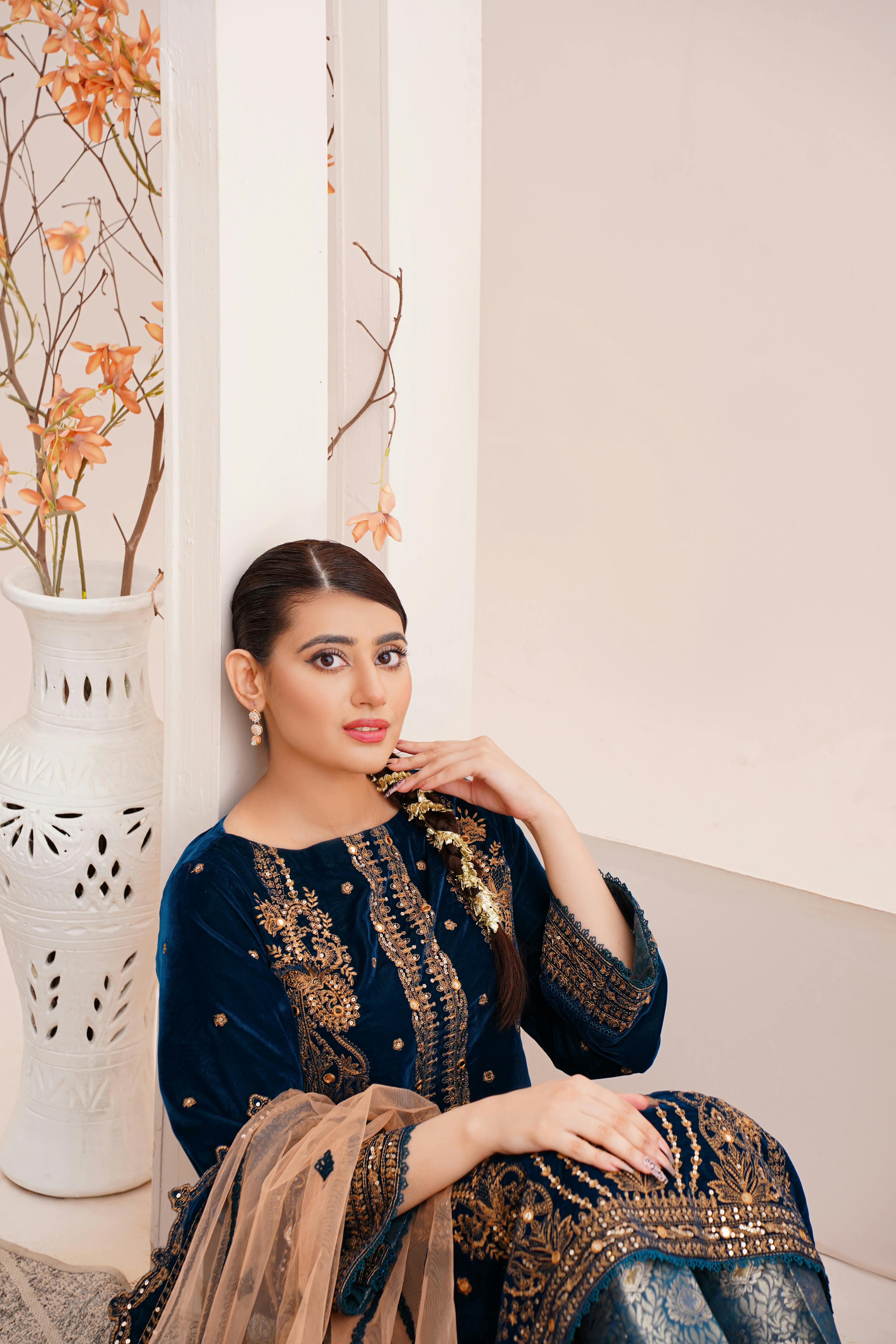 Model Orang Asia Photos, Download The BEST Free Model Orang Asia Stock ...