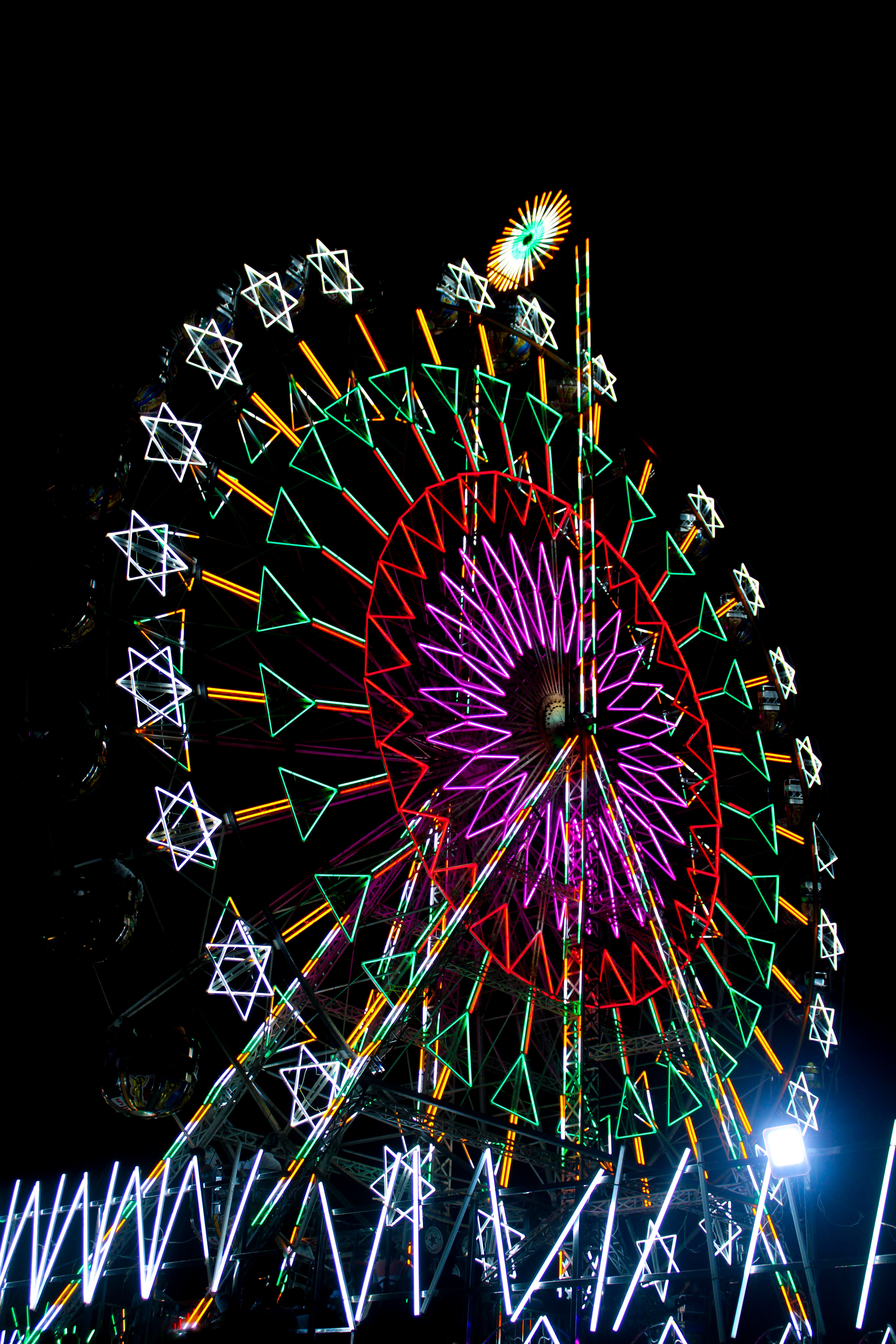 Vibrant Ferris Wheel at Night Festival in Odisha · Free Stock Photo