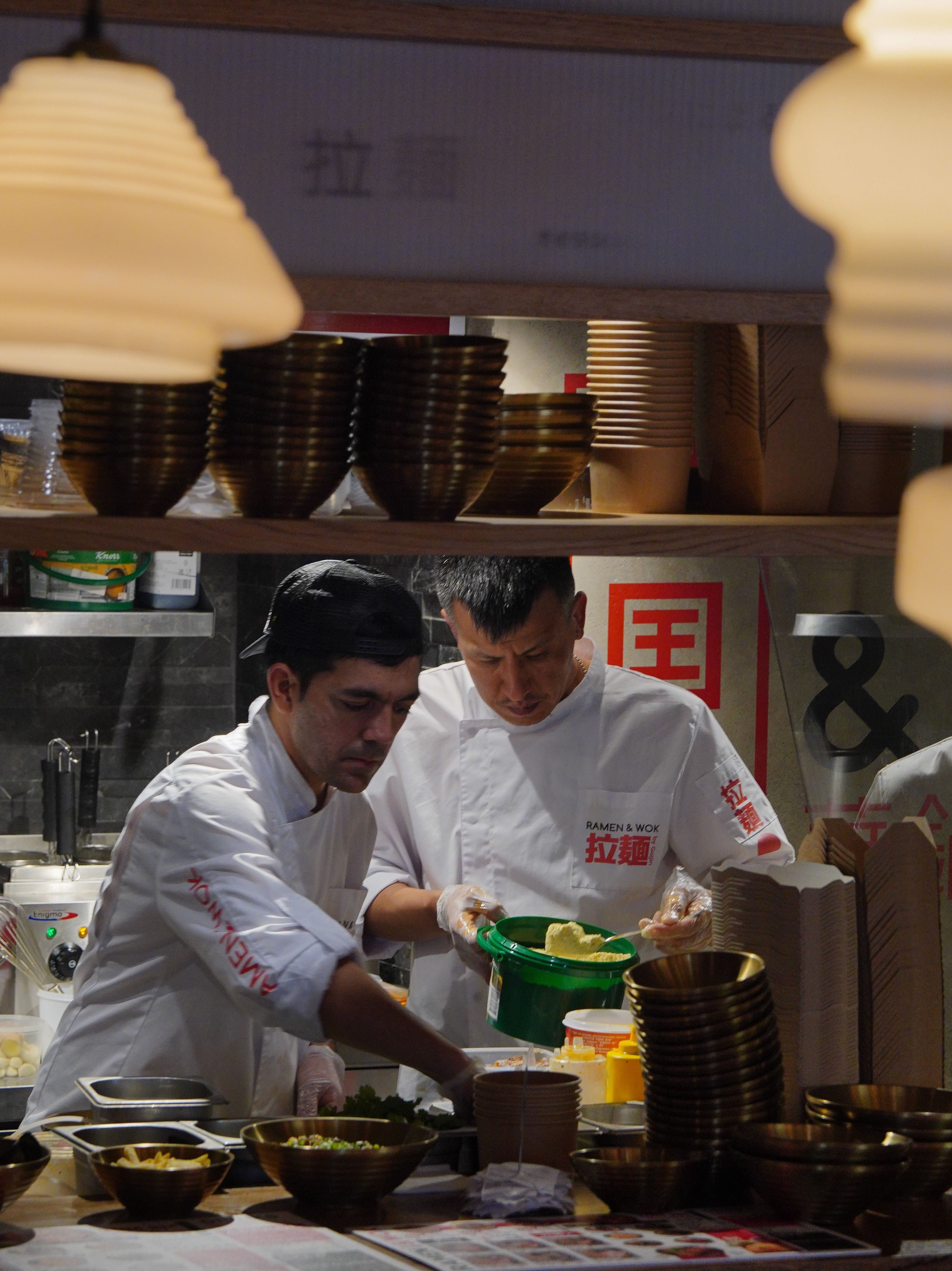 Chefs Preparing Food in Japanese Restaurant Kitchen · Free Stock Photo