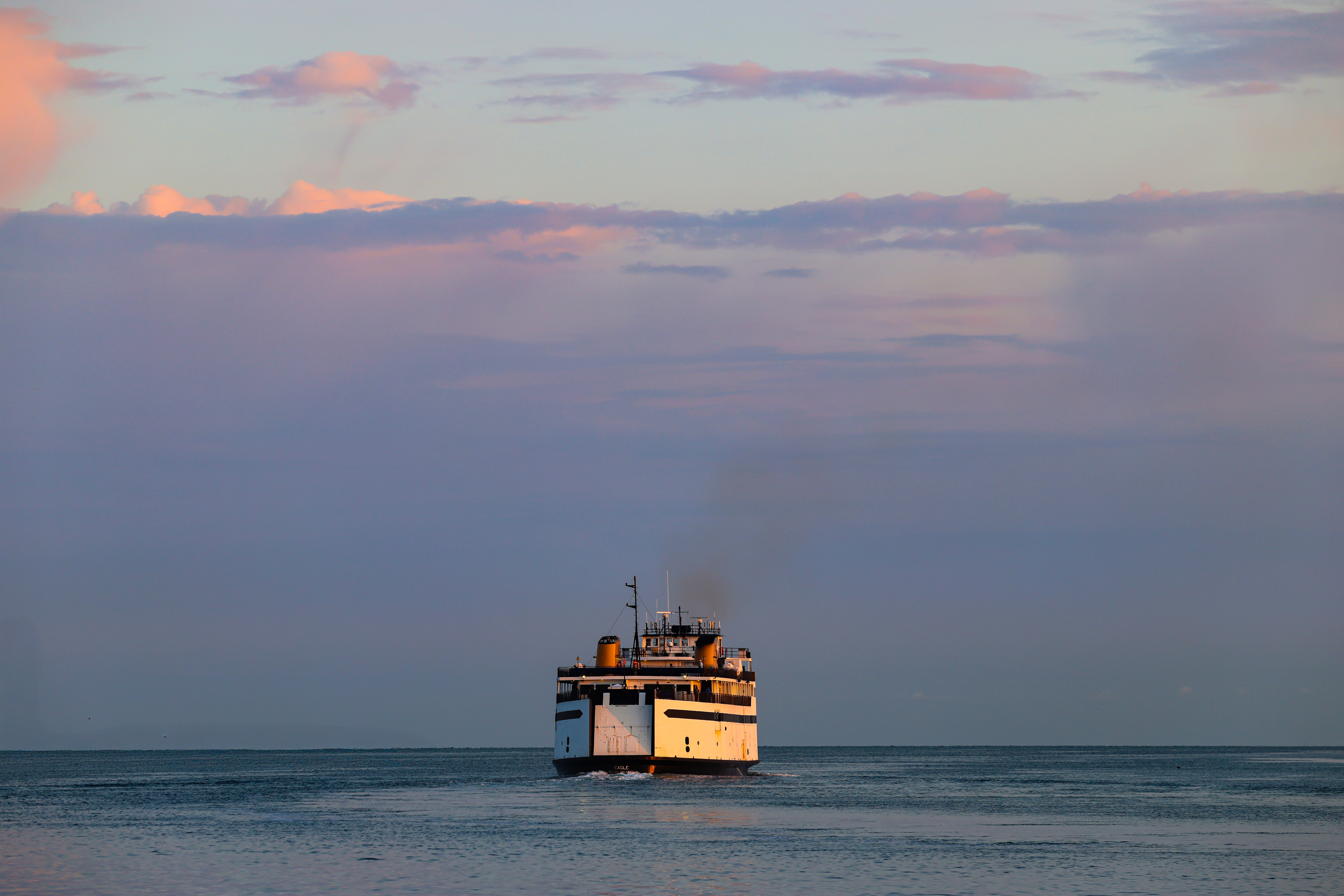 Brant Point Coast Guard Station @ Twilight to Sunrise Lighthouse ...