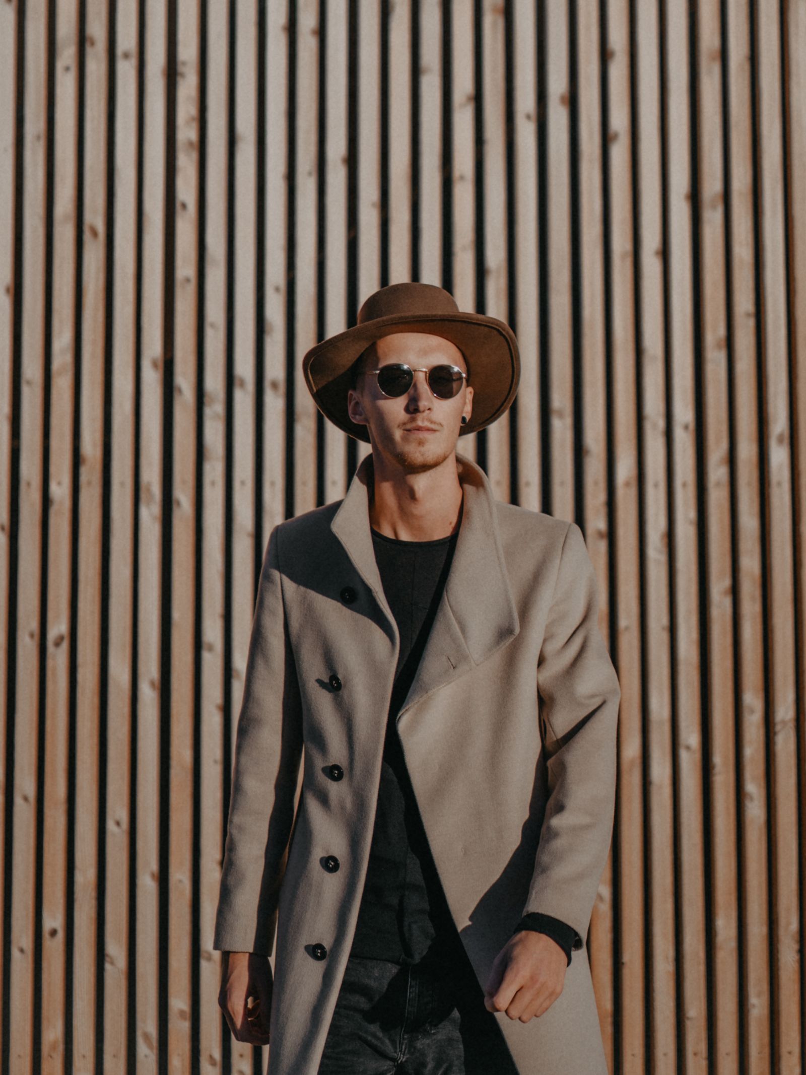 Standing Pose Man Photos, Download The BEST Free Standing Pose Man ...
