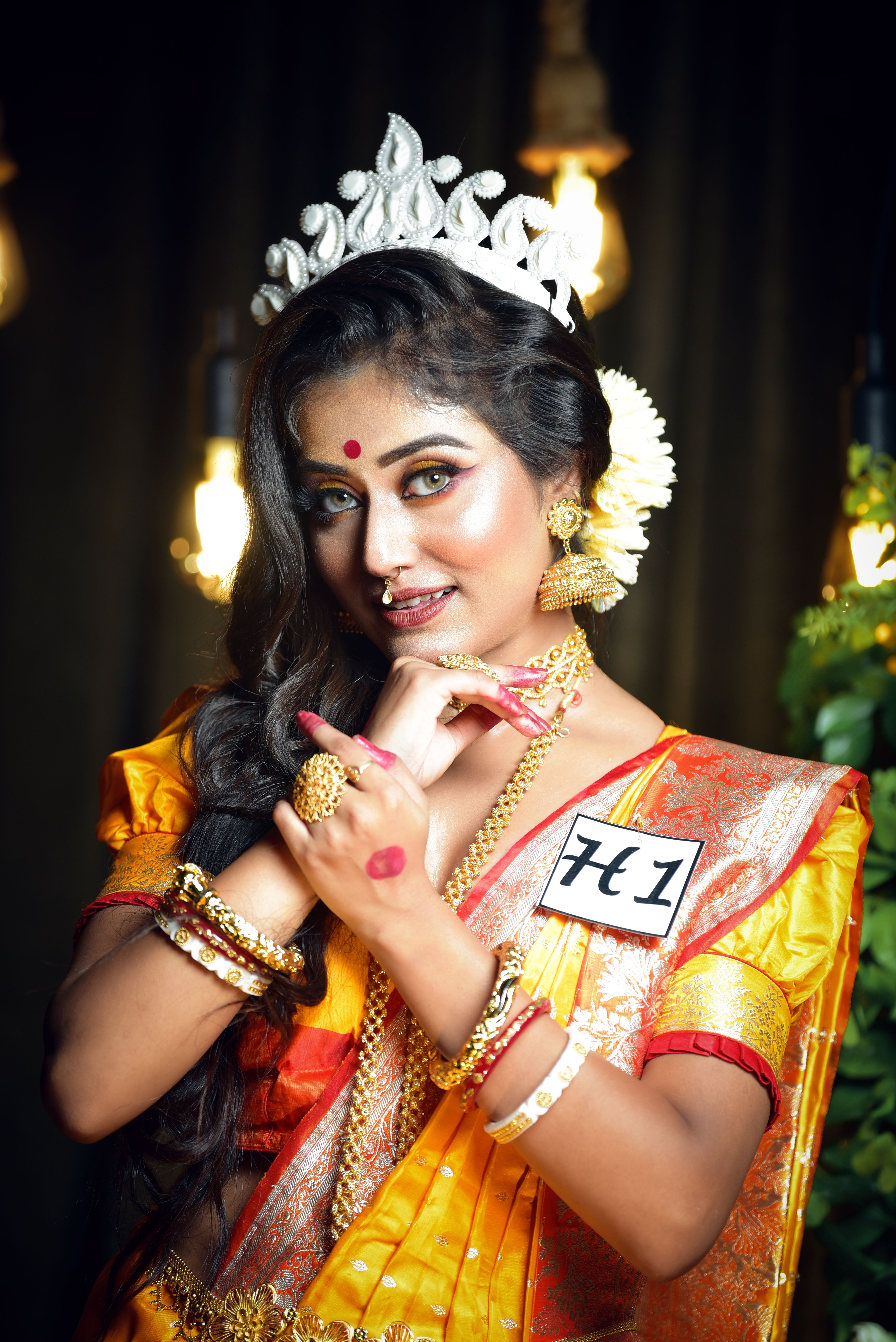 Tag Sari Photos, Download The BEST Free Tag Sari Stock Photos & HD Images