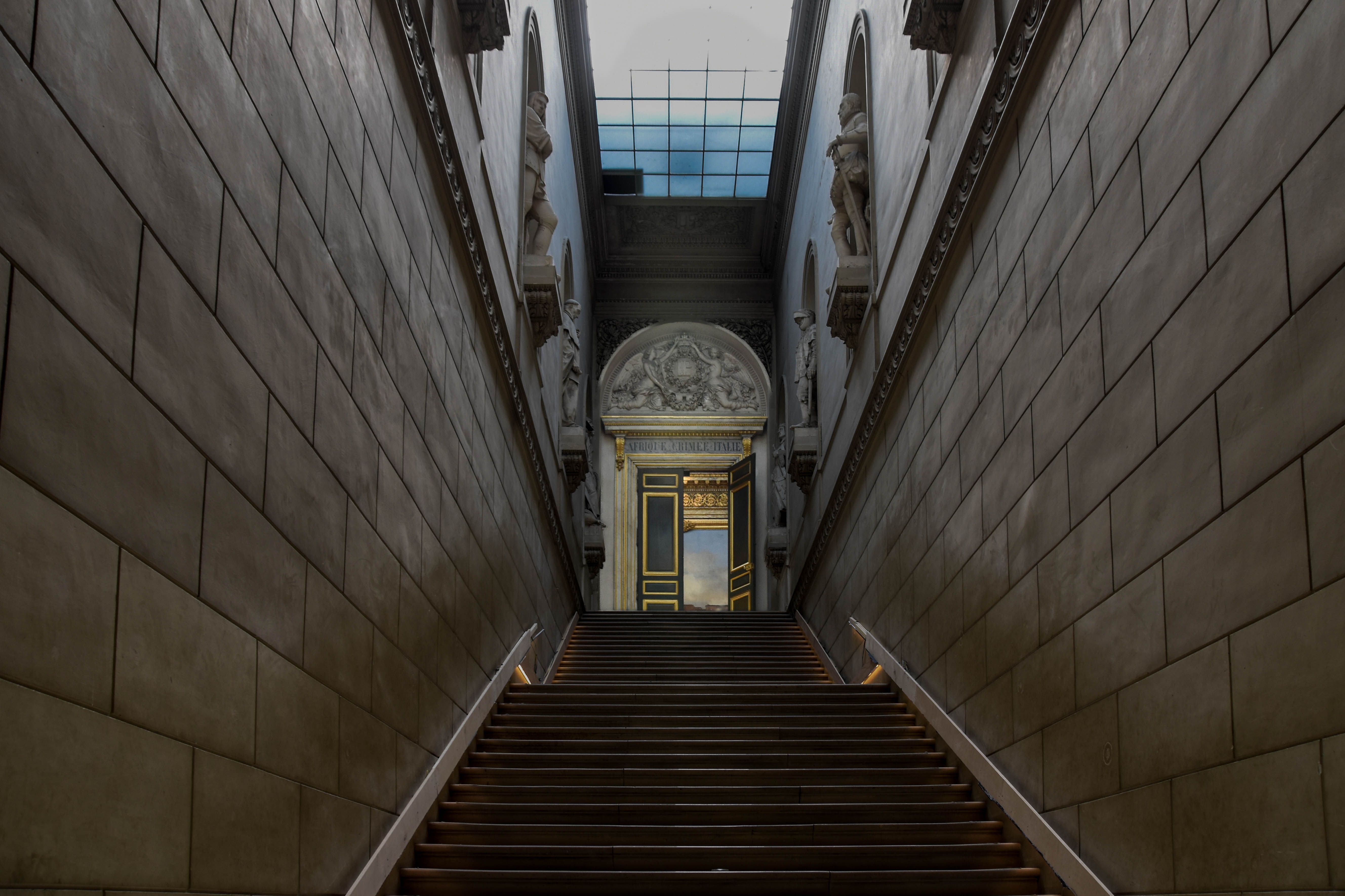 Grand Staircase Inside Historic Parisian Building · Free Stock Photo