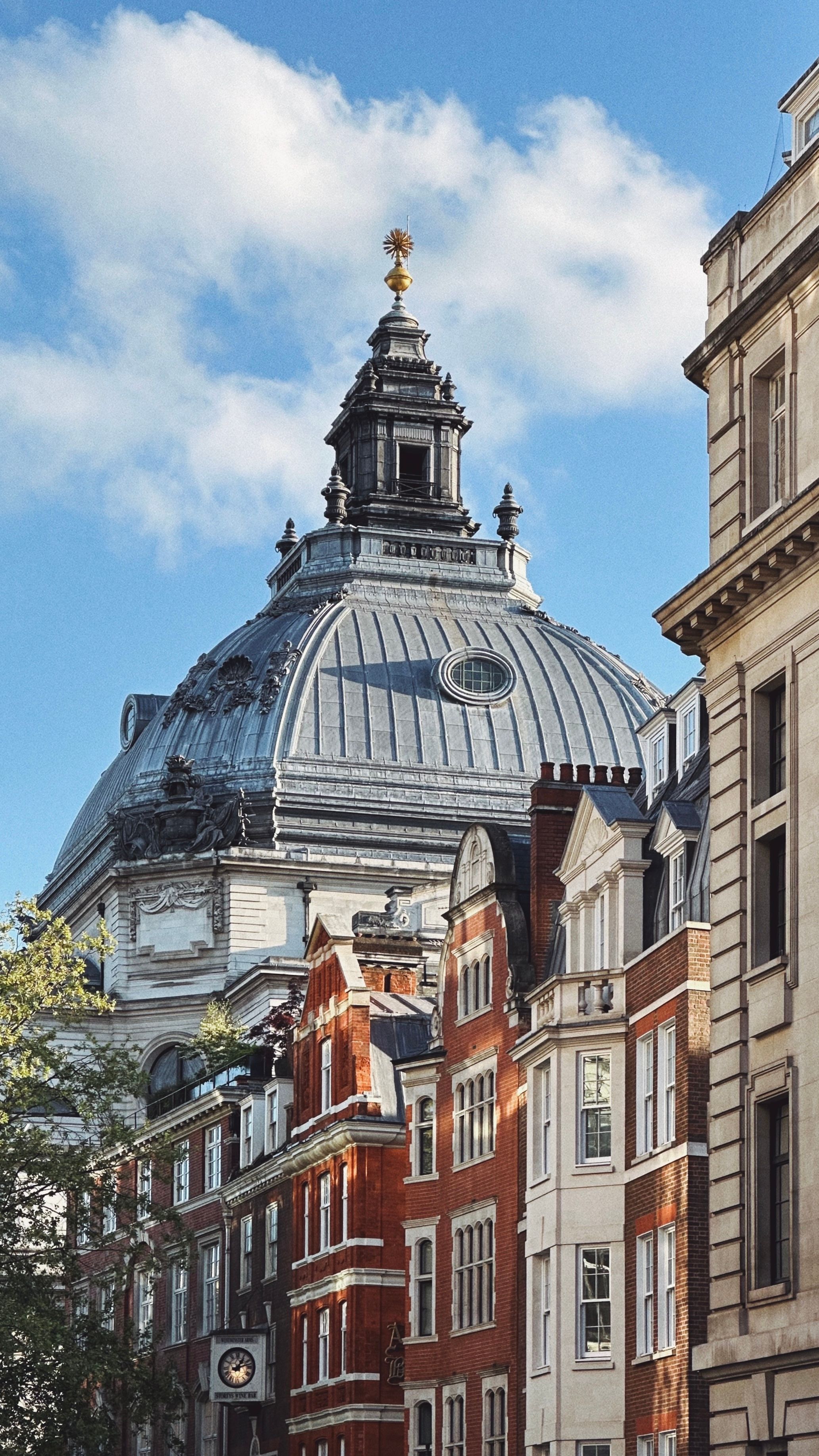 Stunning Architectural Dome in Central London · Free Stock Photo