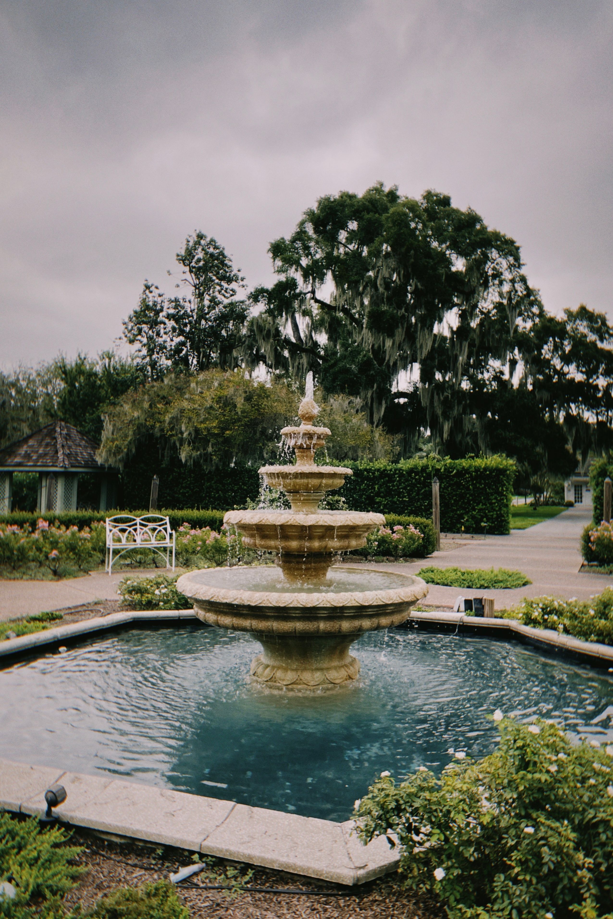 Elegant Fountain in Montevideo's Historic Park · Free Stock Photo