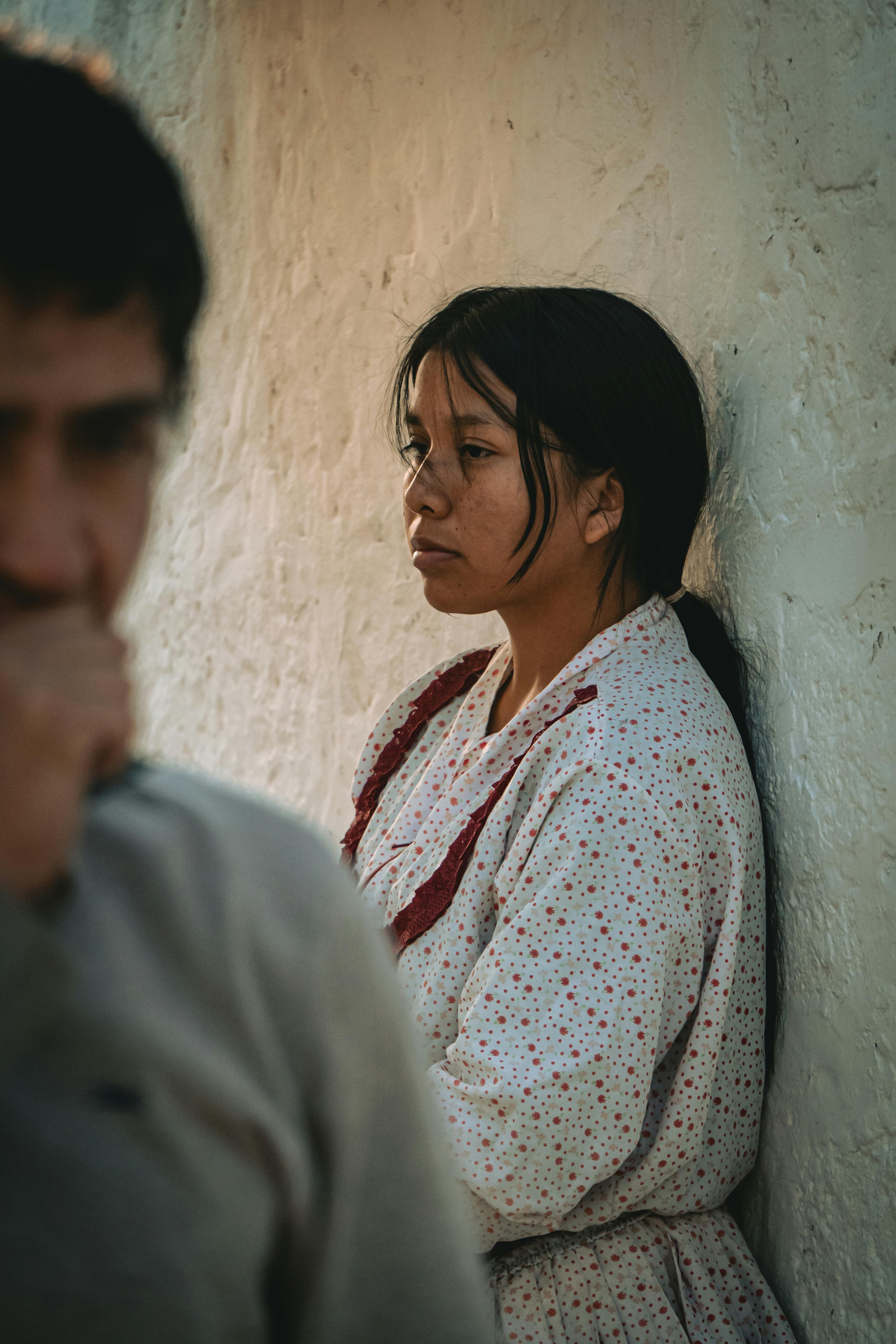 People Fading Into The Background Photos, Download The BEST Free People ...