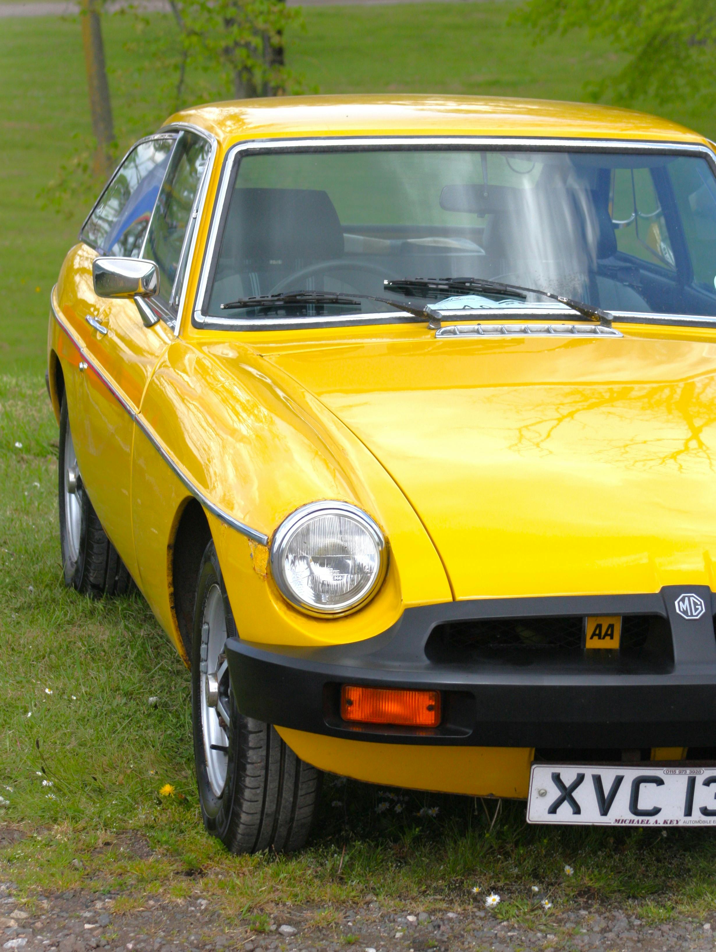 Yellow MG B GT · Free Stock Photo
