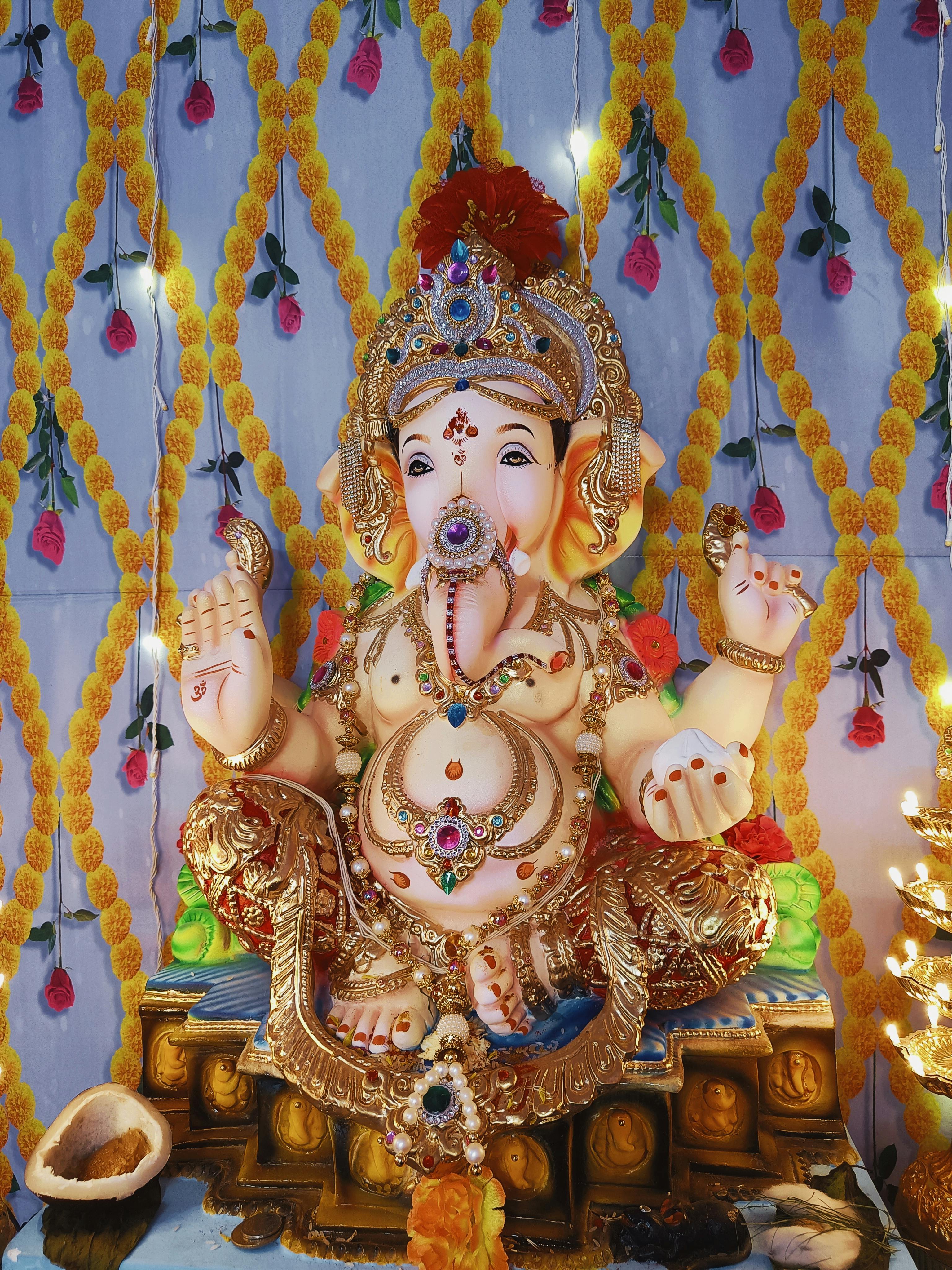 Premanand Ji Maharaj Photos, Download The BEST Free Premanand Ji ...