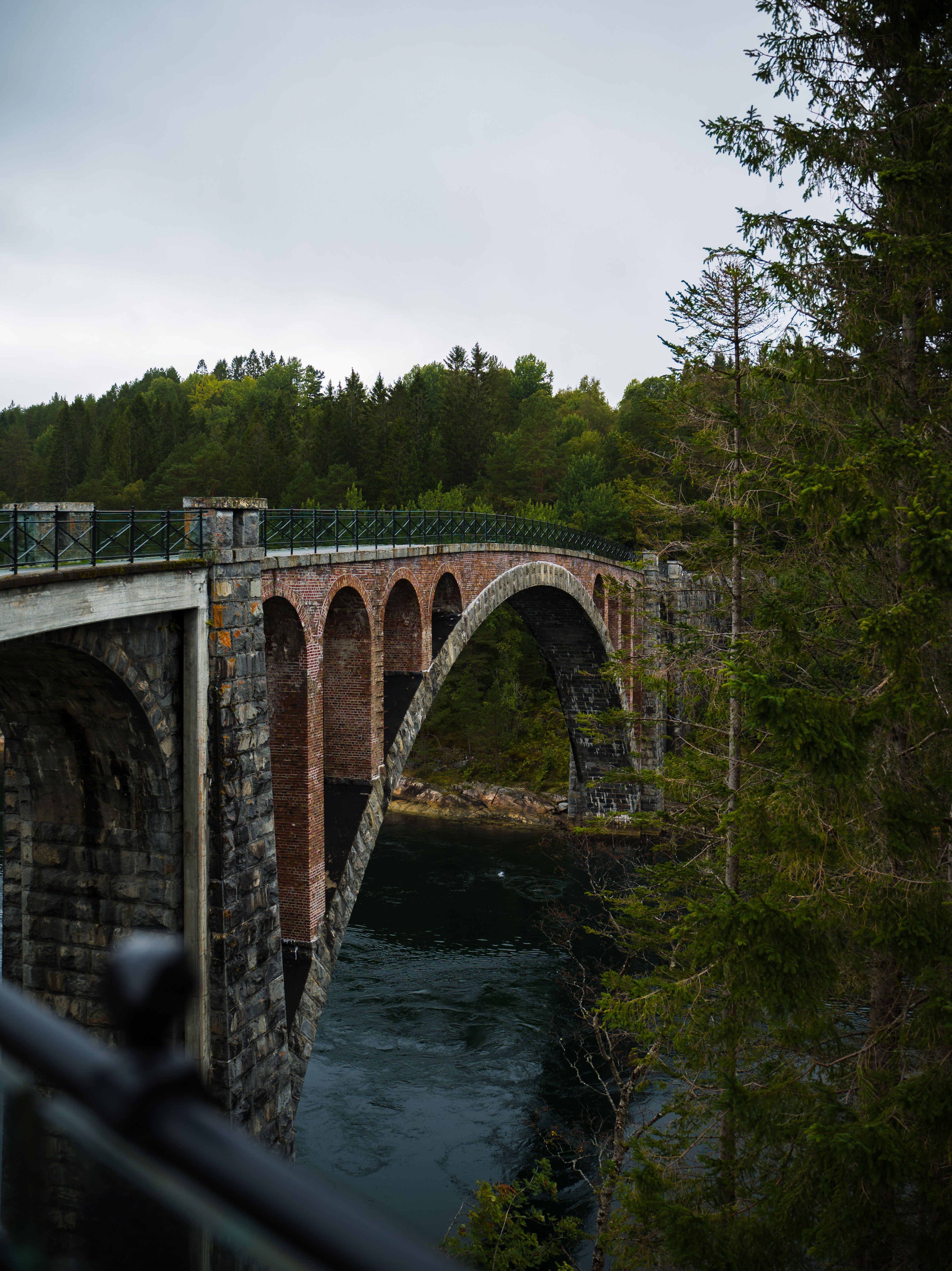 Scenic Stone Arch Bridge in Hellandsbygd, Norway · Free Stock Photo