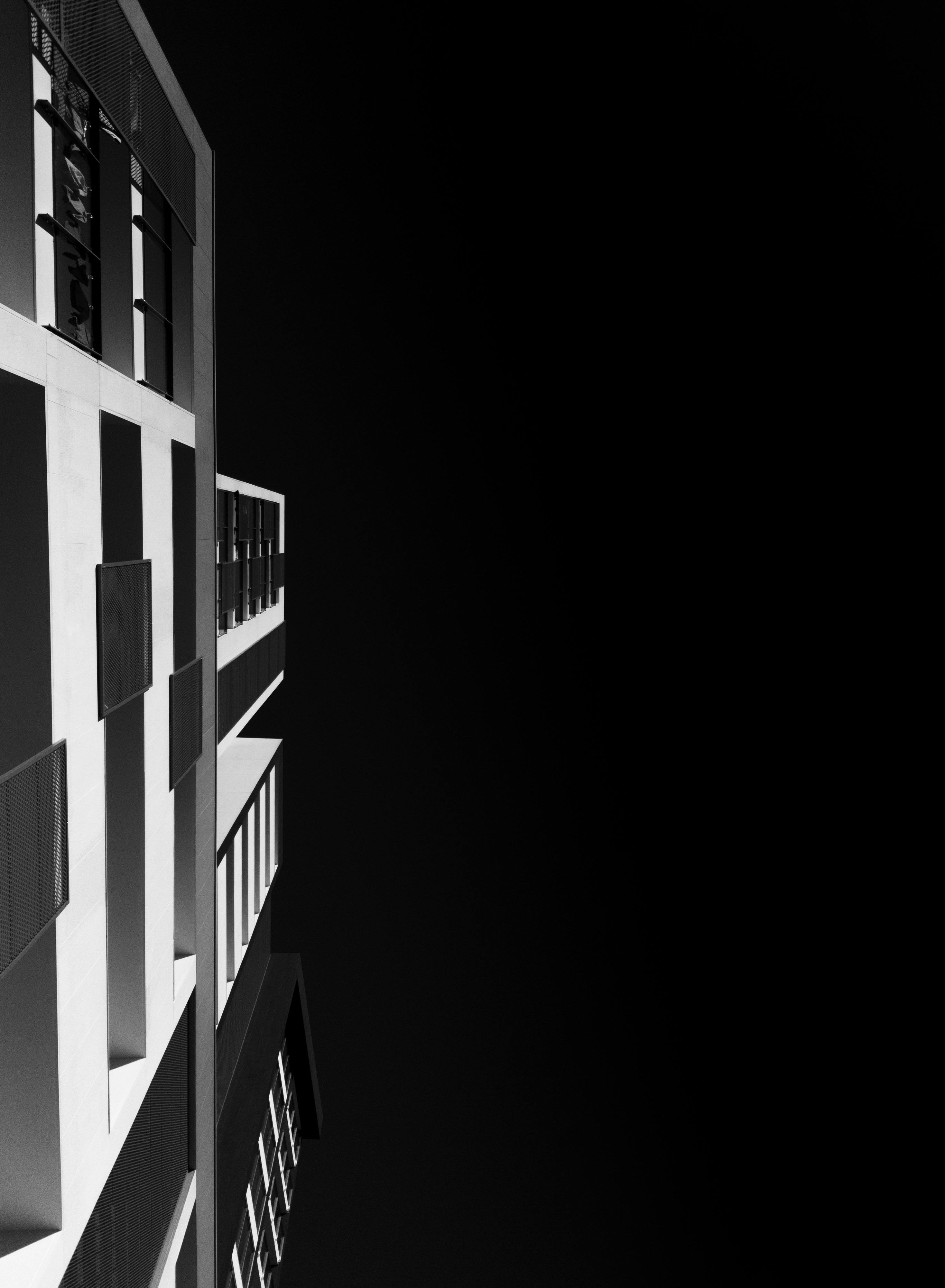 Photo of Gray Building · Free Stock Photo