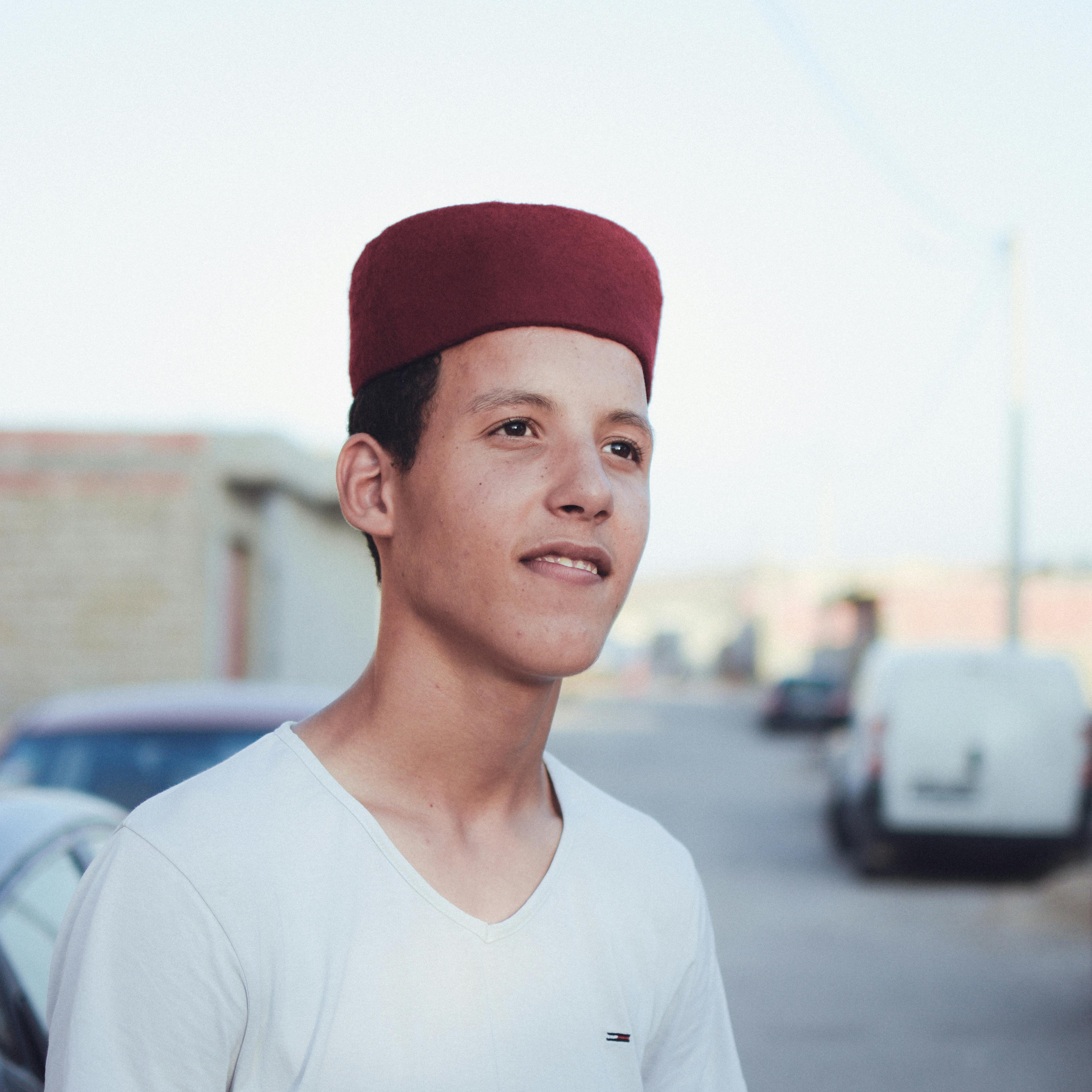 Tunisian wearing The chechia · Free Stock Photo