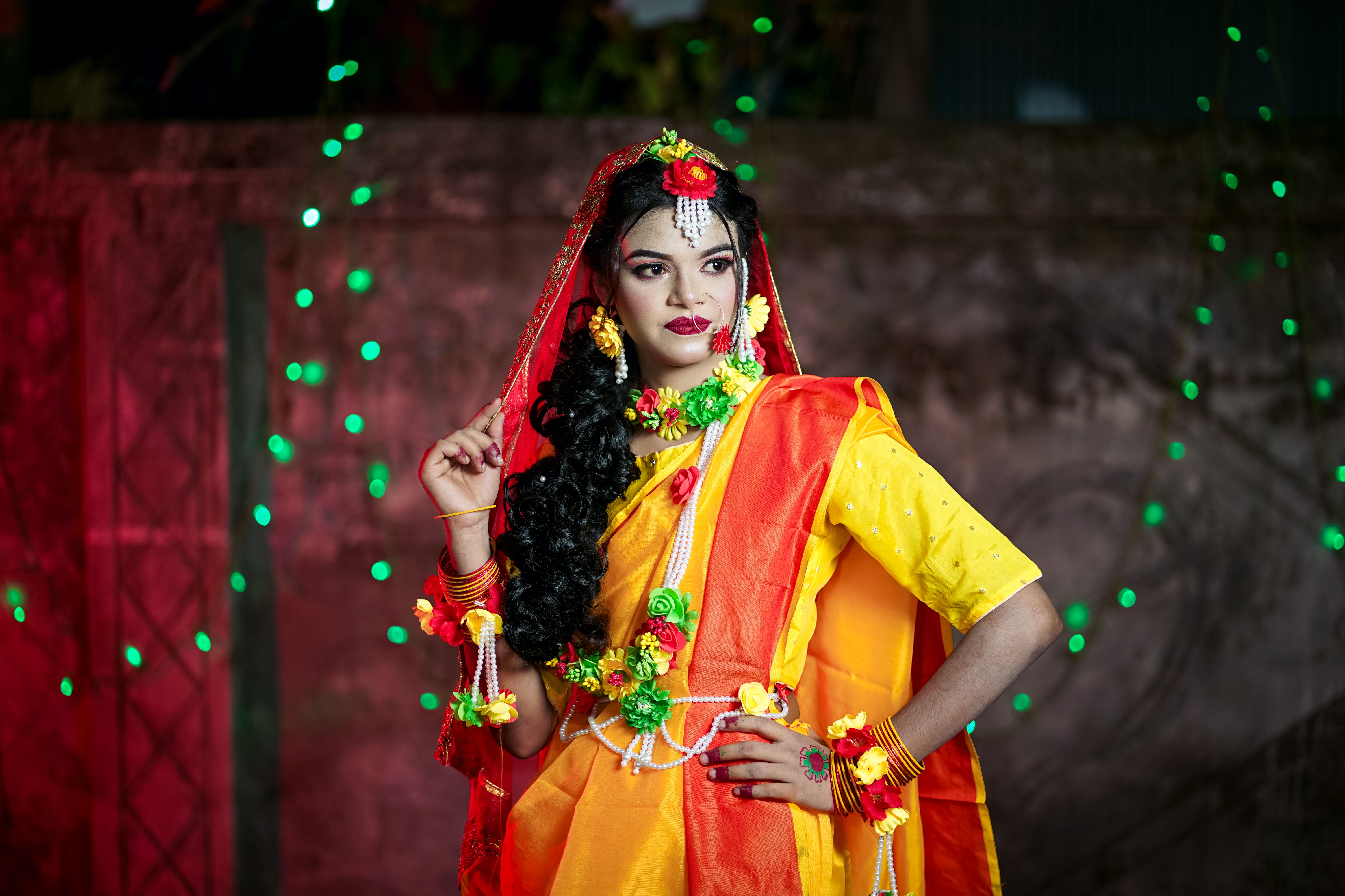 Elegant Bengali Bride in Traditional Attire · Free Stock Photo