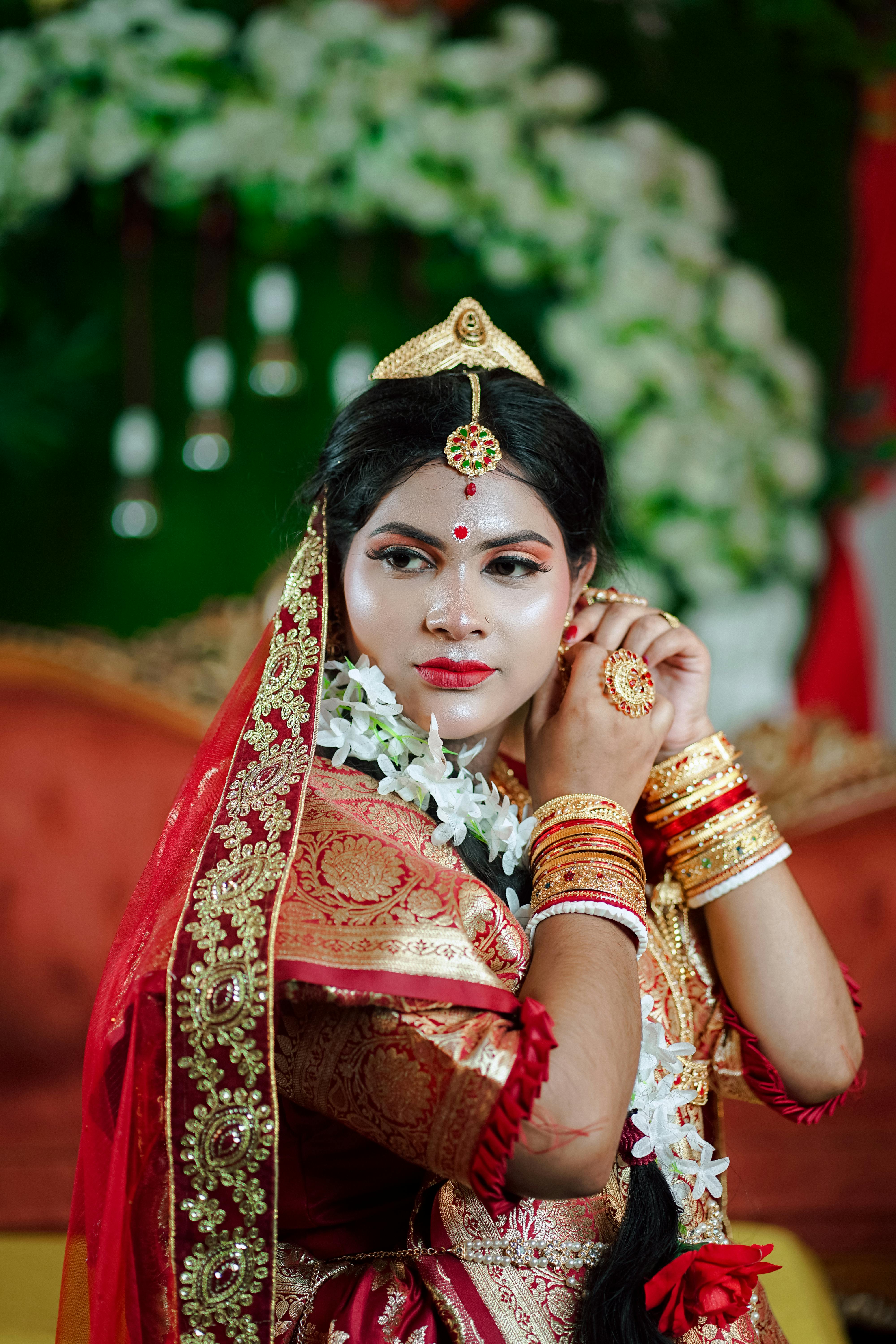 Elegant Bangladeshi Bride in Traditional Attire · Free Stock Photo
