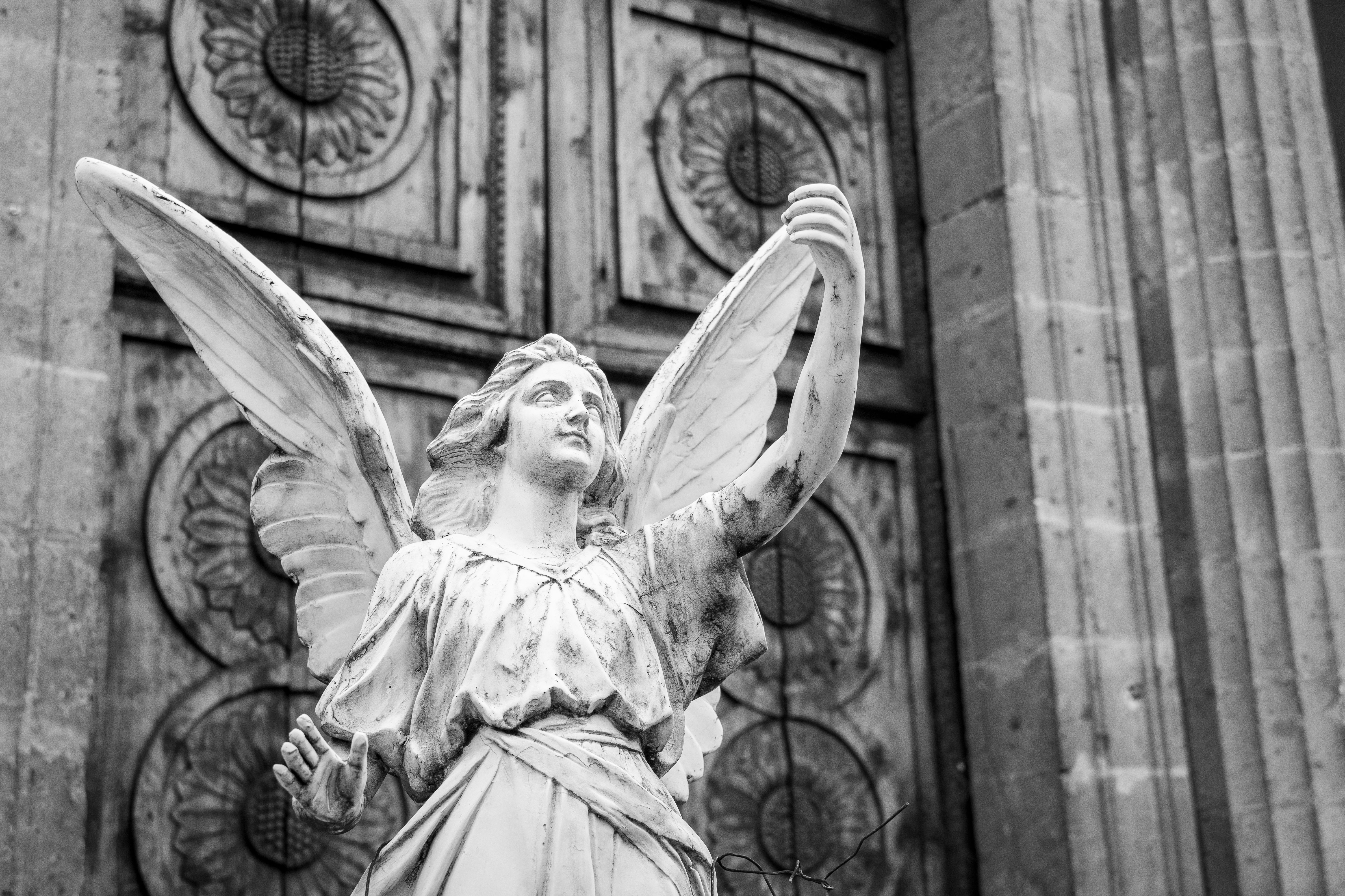 Elegant Angel Statue in Mexico City · Free Stock Photo