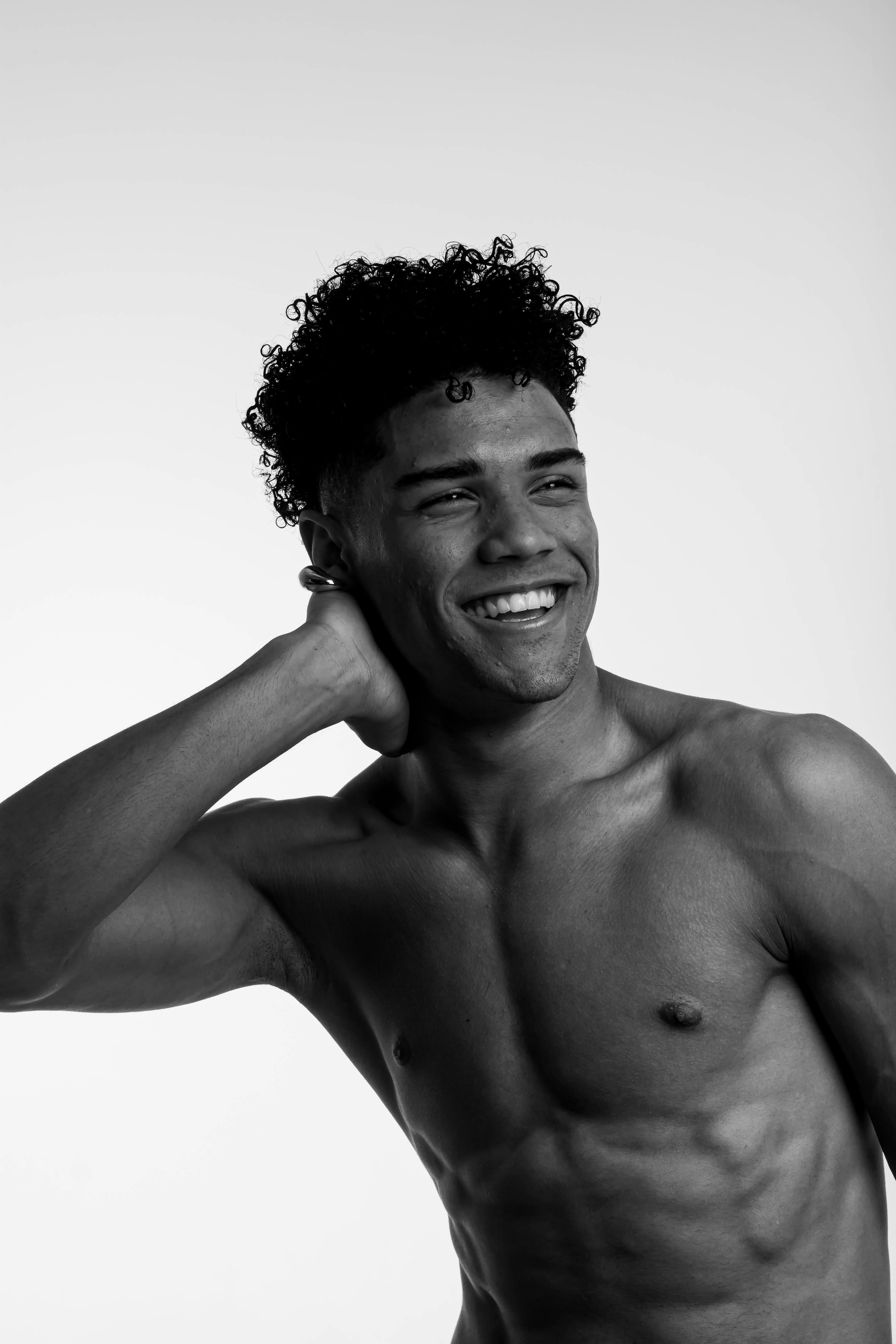 Daniel Faier Corpo E Movimento · Foto profissional gratuita