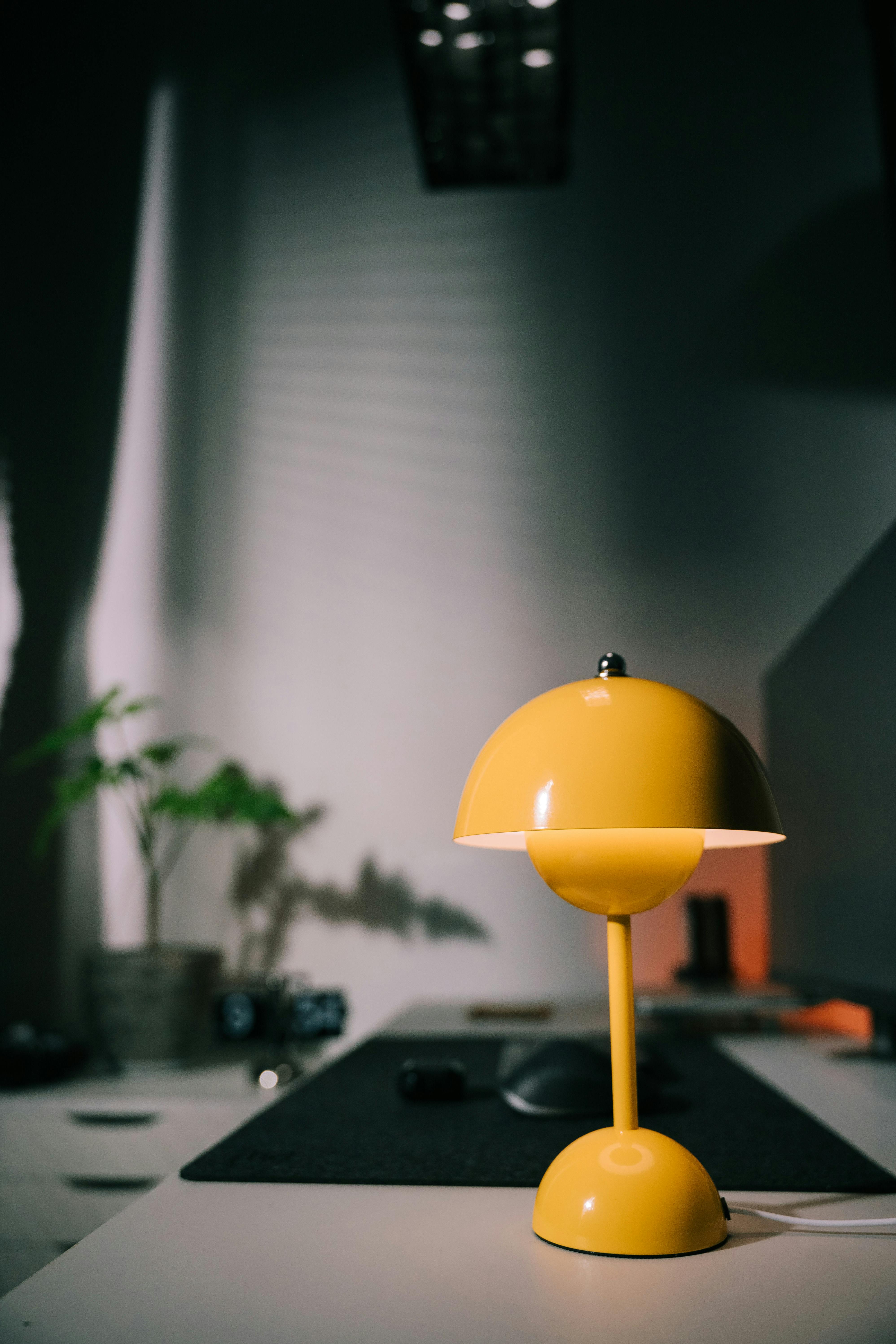 Close-Up Photography of White Desk Lamp · Free Stock Photo