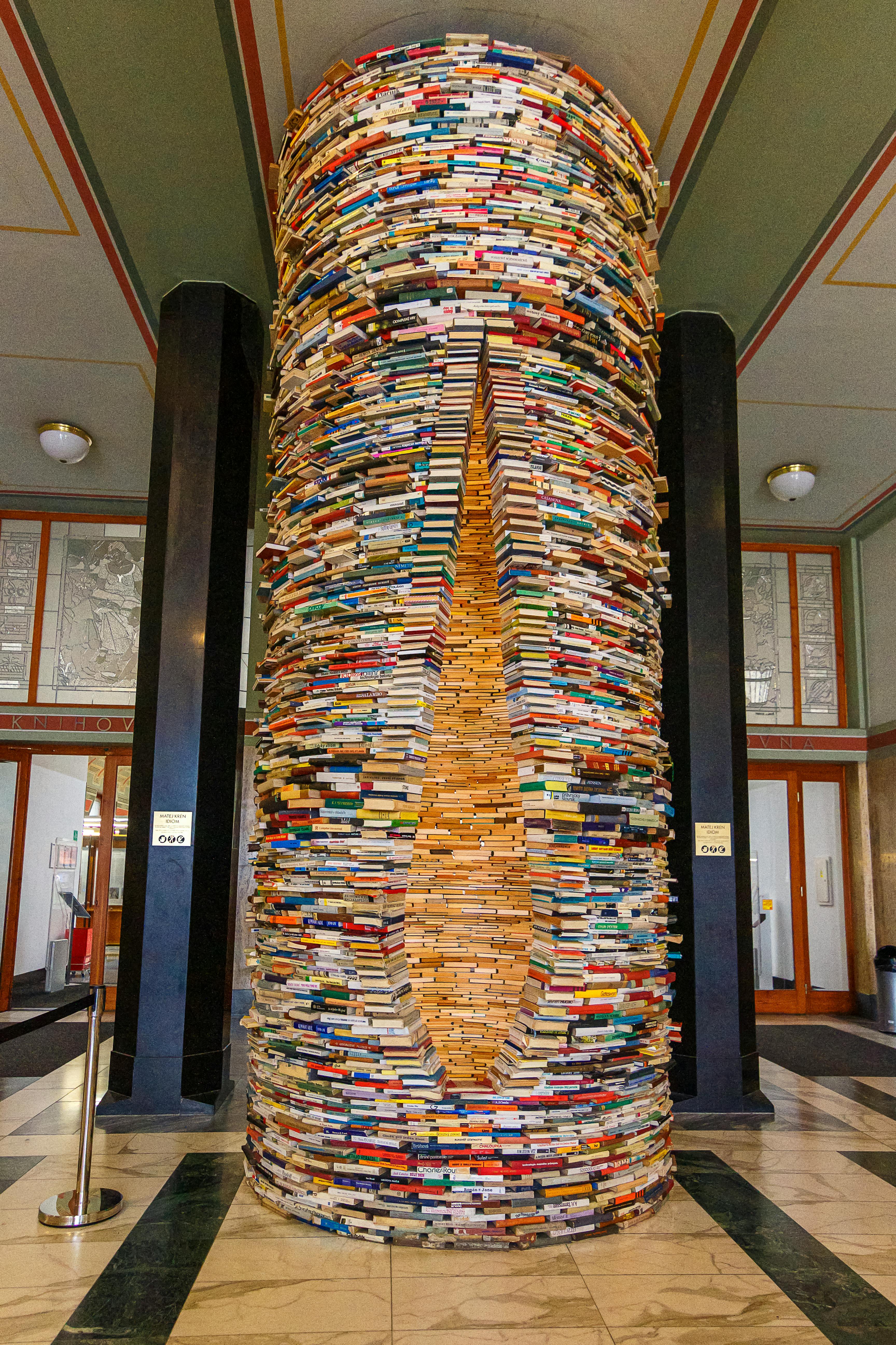 Book Installation Photos, Download The BEST Free Book Installation ...