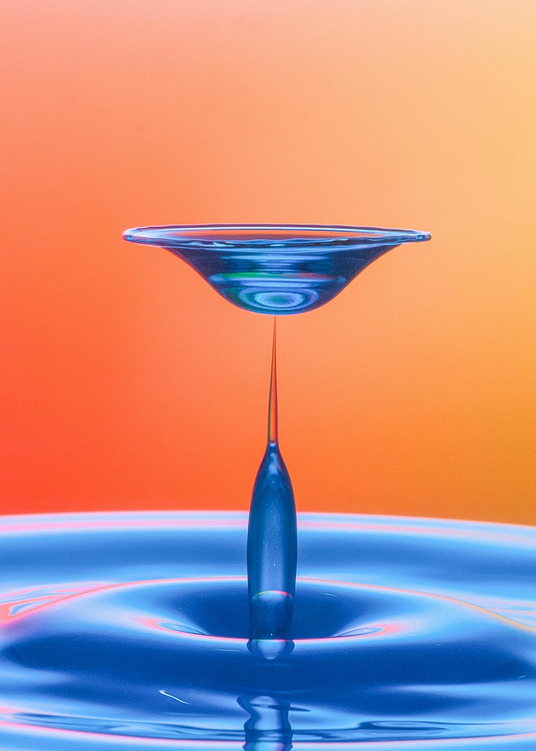 Micro Shot of Water Droplet · Free Stock Photo