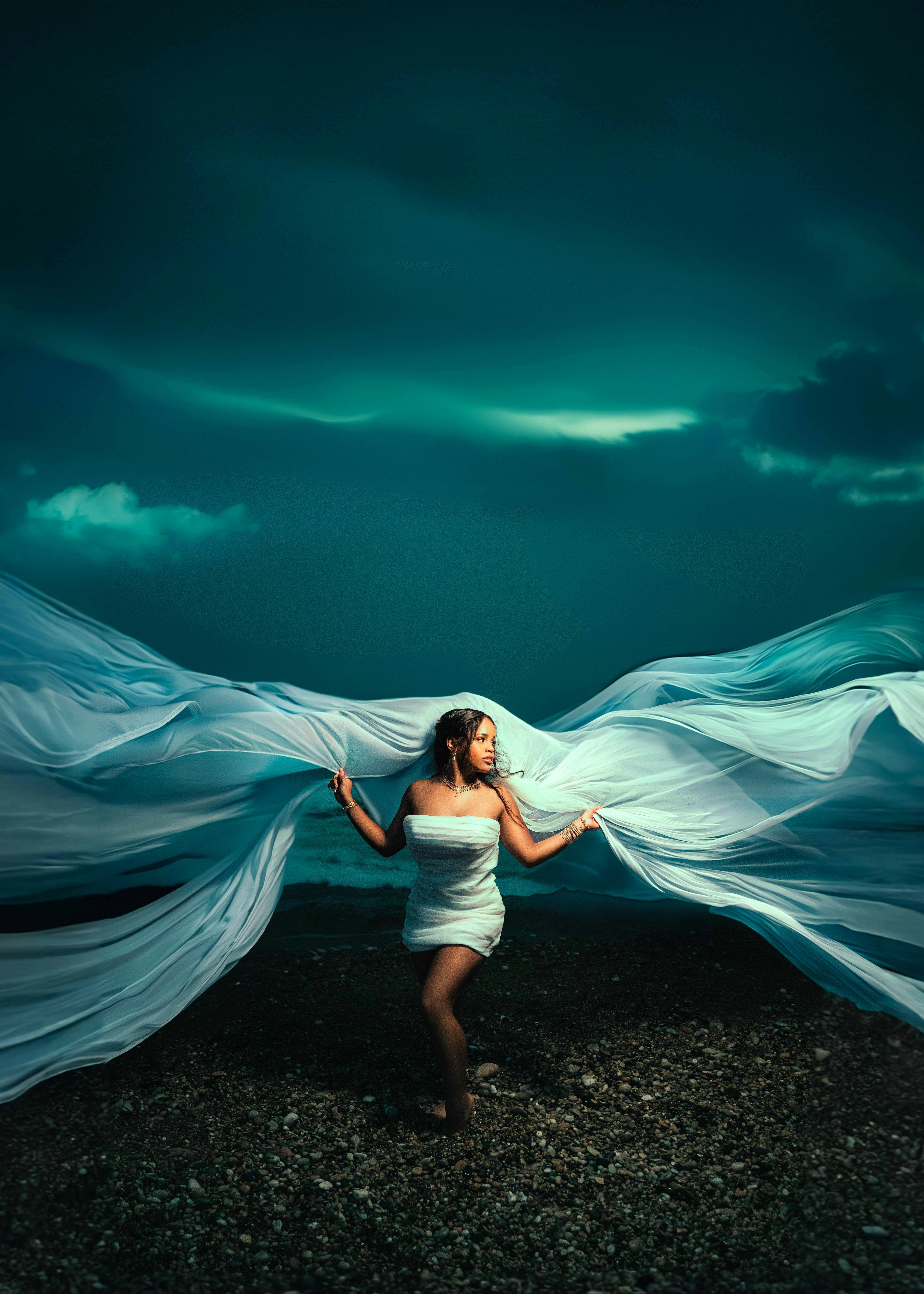 Women Model Setting In A Sea Photos, Download The BEST Free Women Model ...