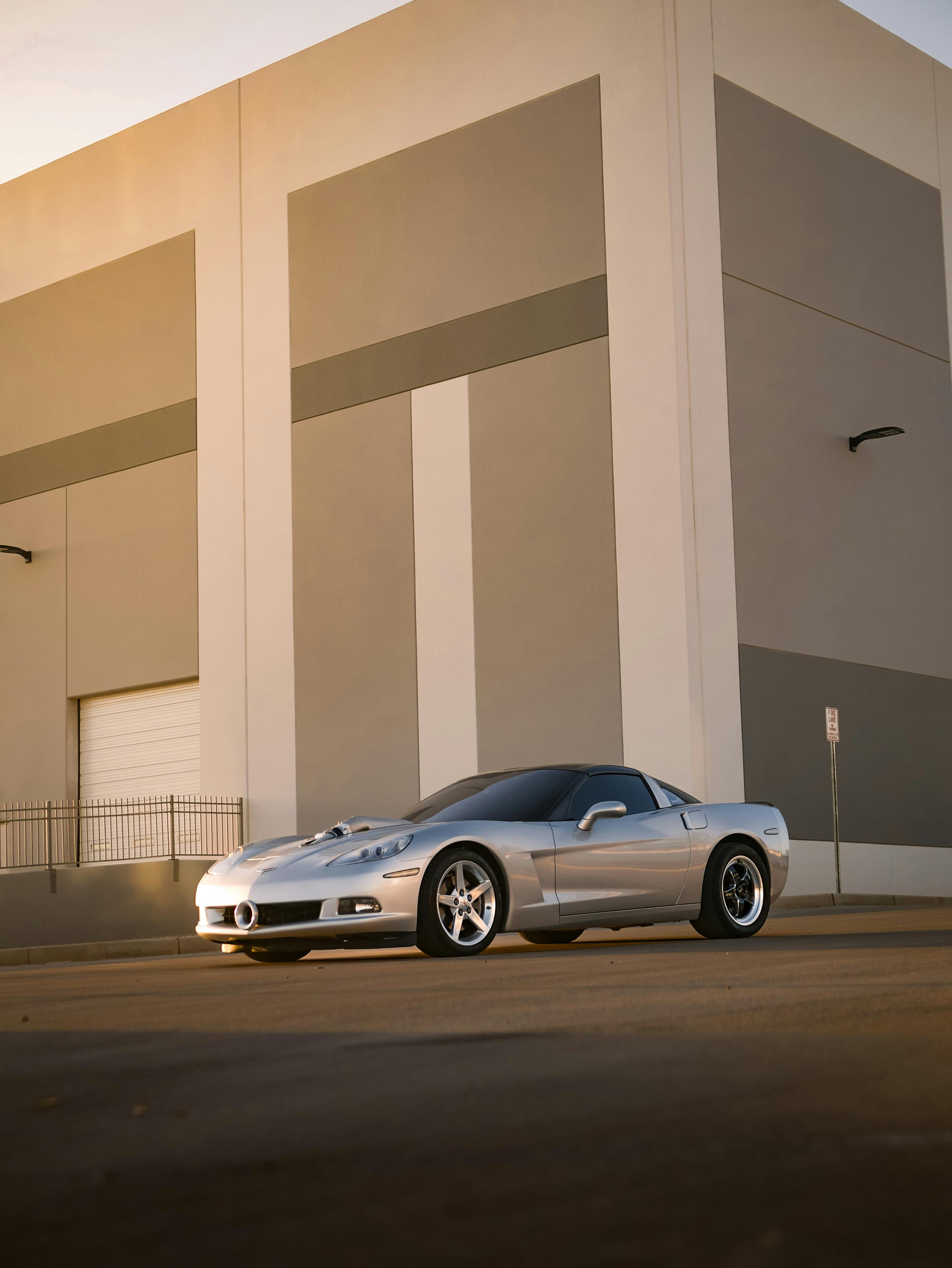 Parking Yaninda Photos, Download The BEST Free Parking Yaninda Stock ...