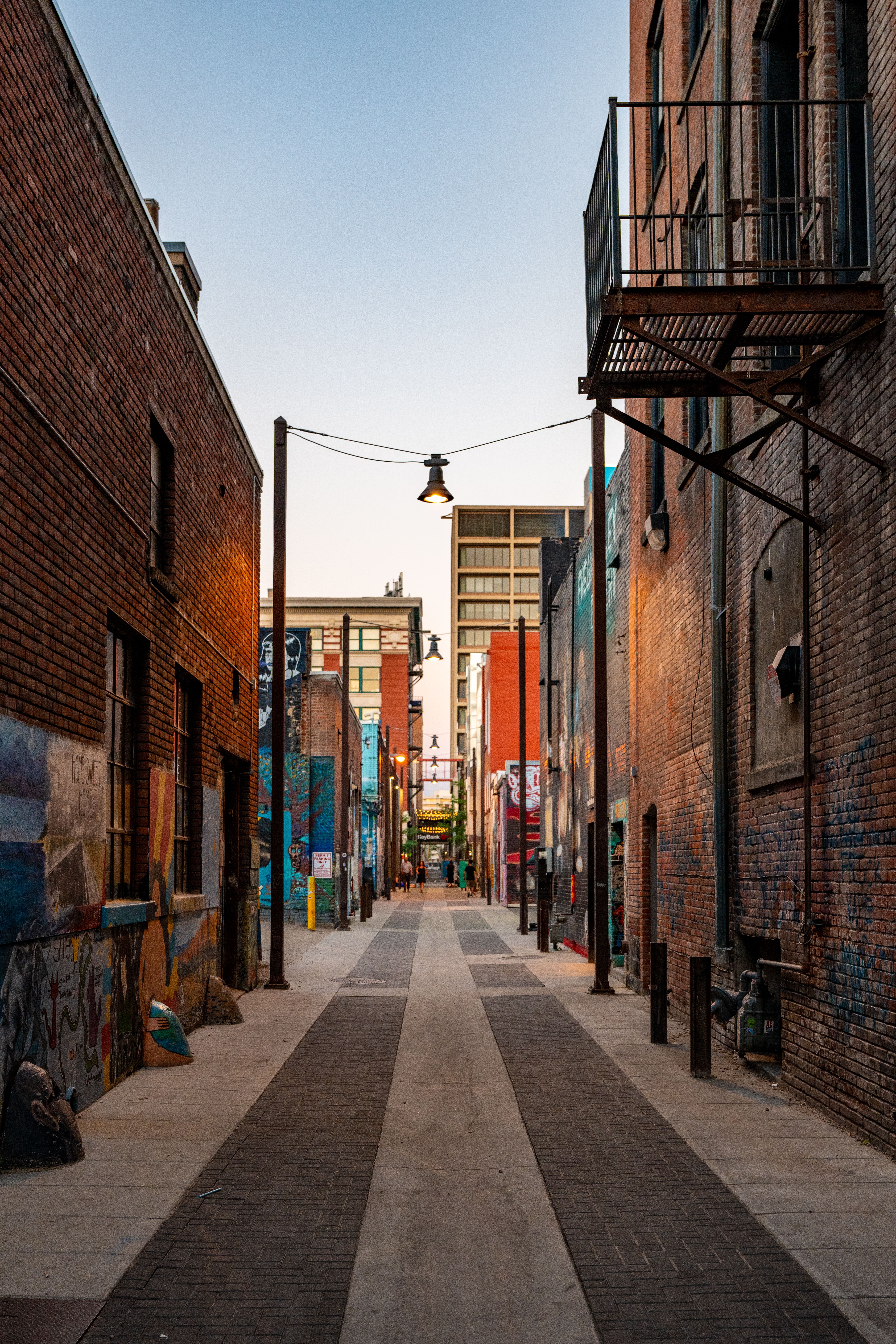 Vibrant Urban Alleyway at Sunset in Boise · Free Stock Photo