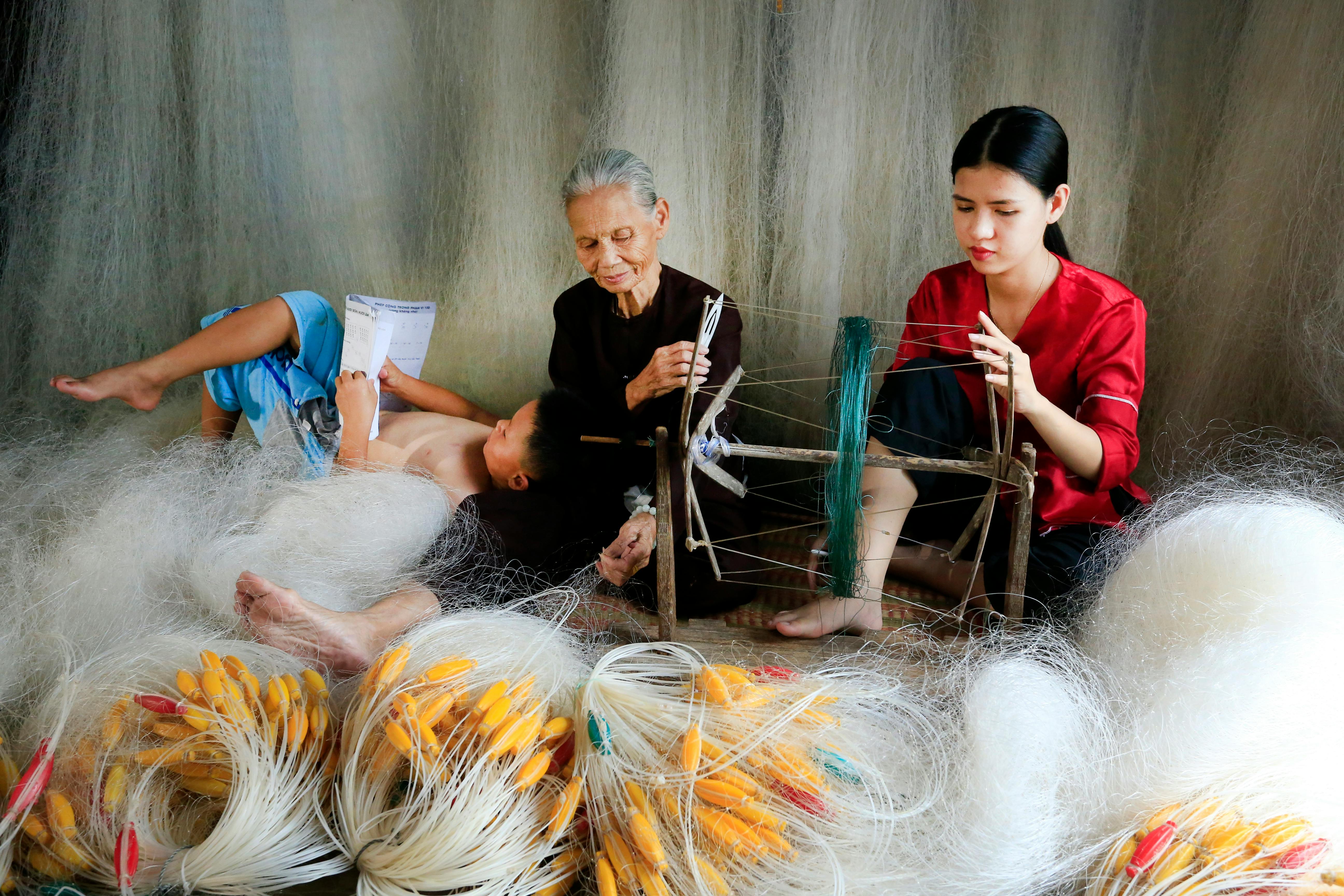 Traditional Net Making in Southeast Asia · Free Stock Photo