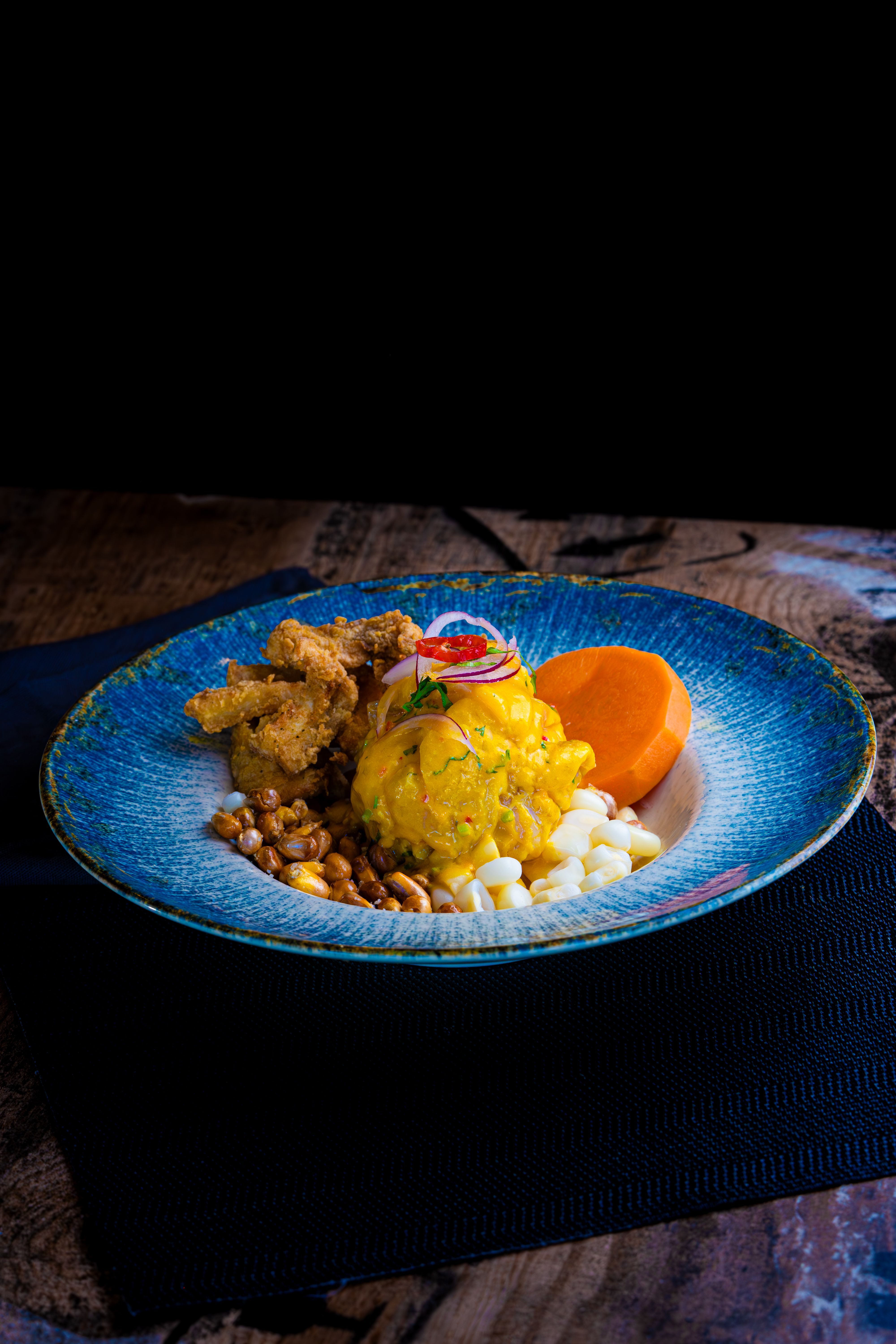 Ceviche Peruano Fresco En Copa De Martini · Foto de stock gratuita