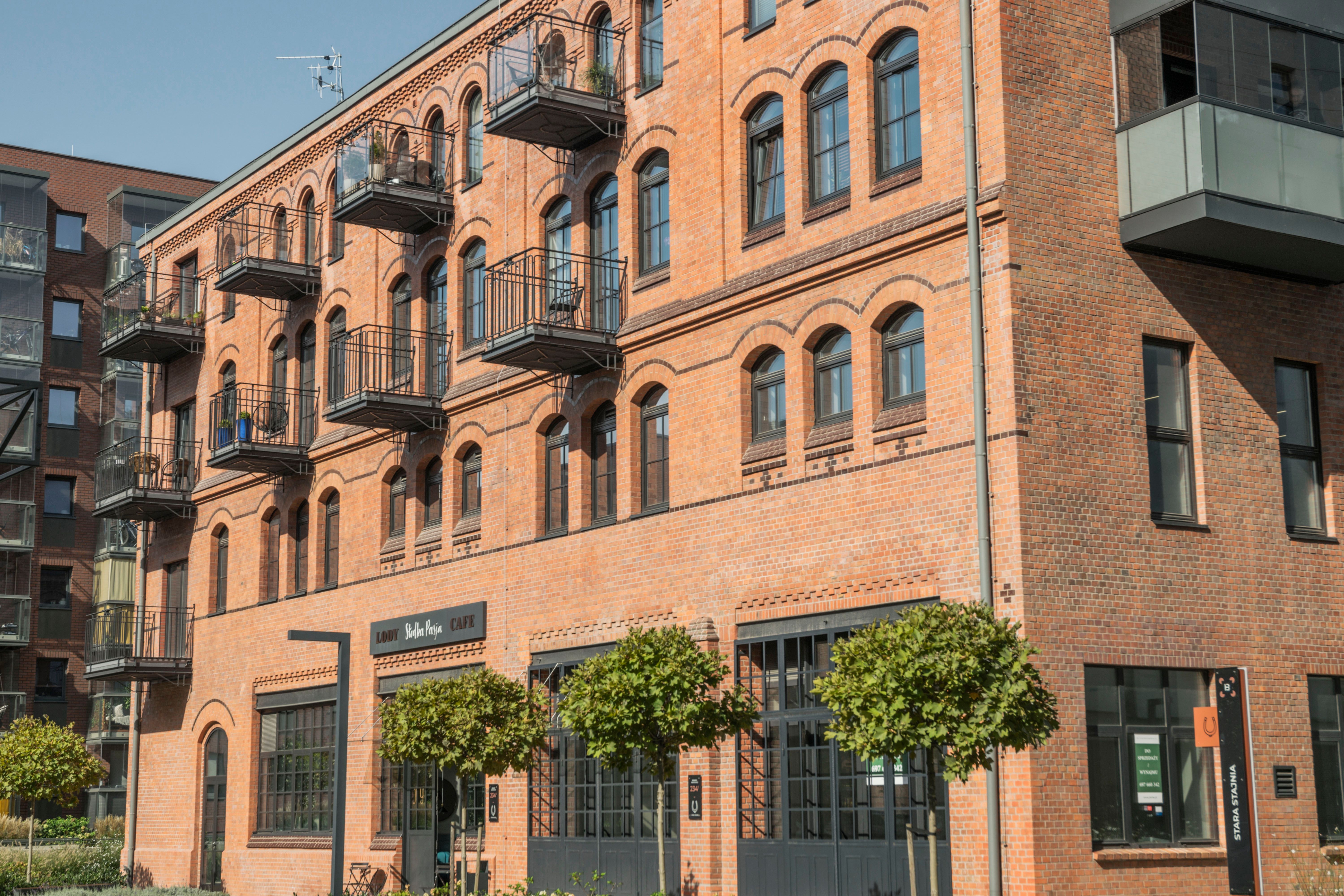 Historic Brick Building in Wrocław, Poland · Free Stock Photo