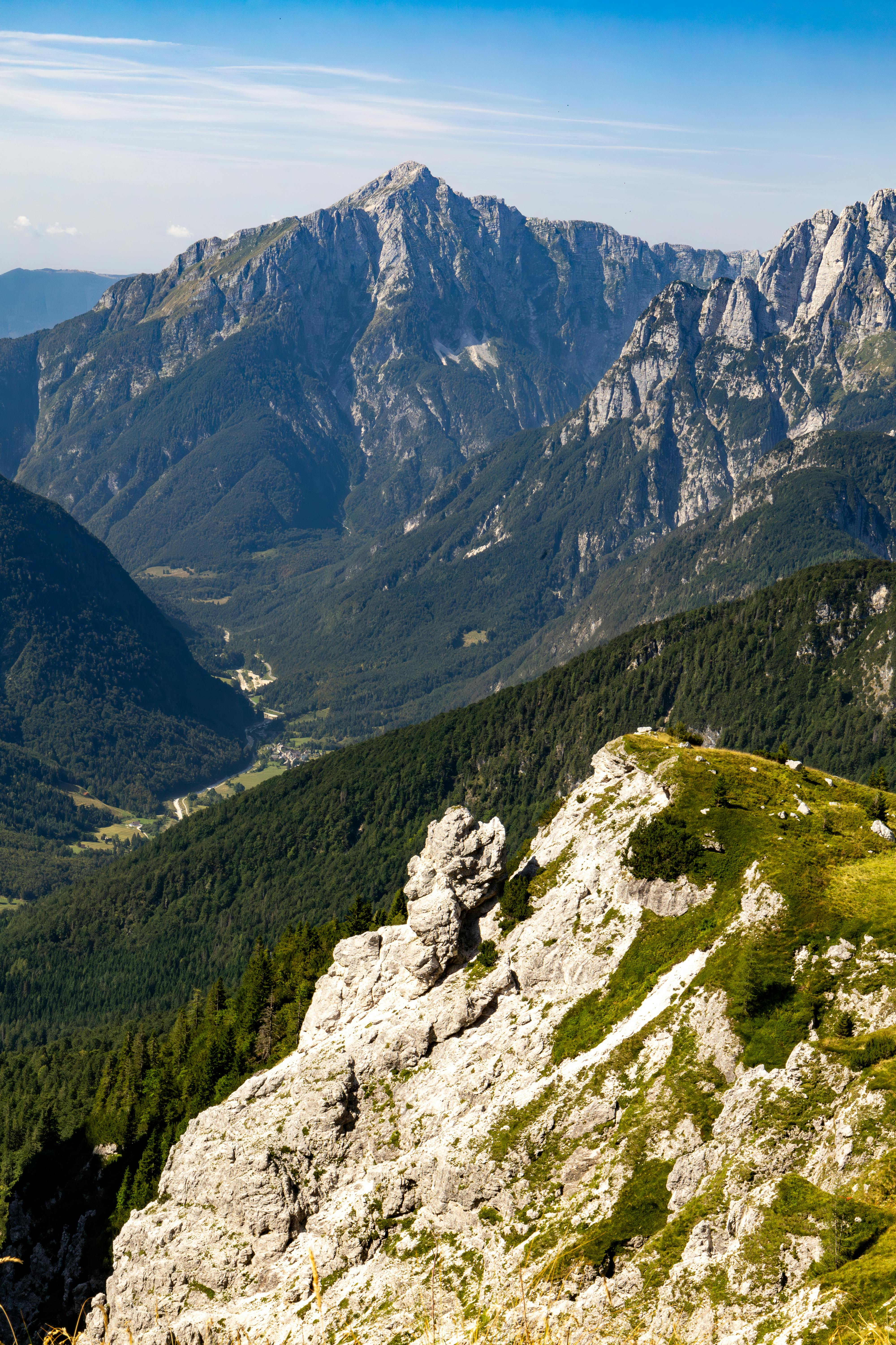 Razor Mountains Photos, Download The BEST Free Razor Mountains Stock ...