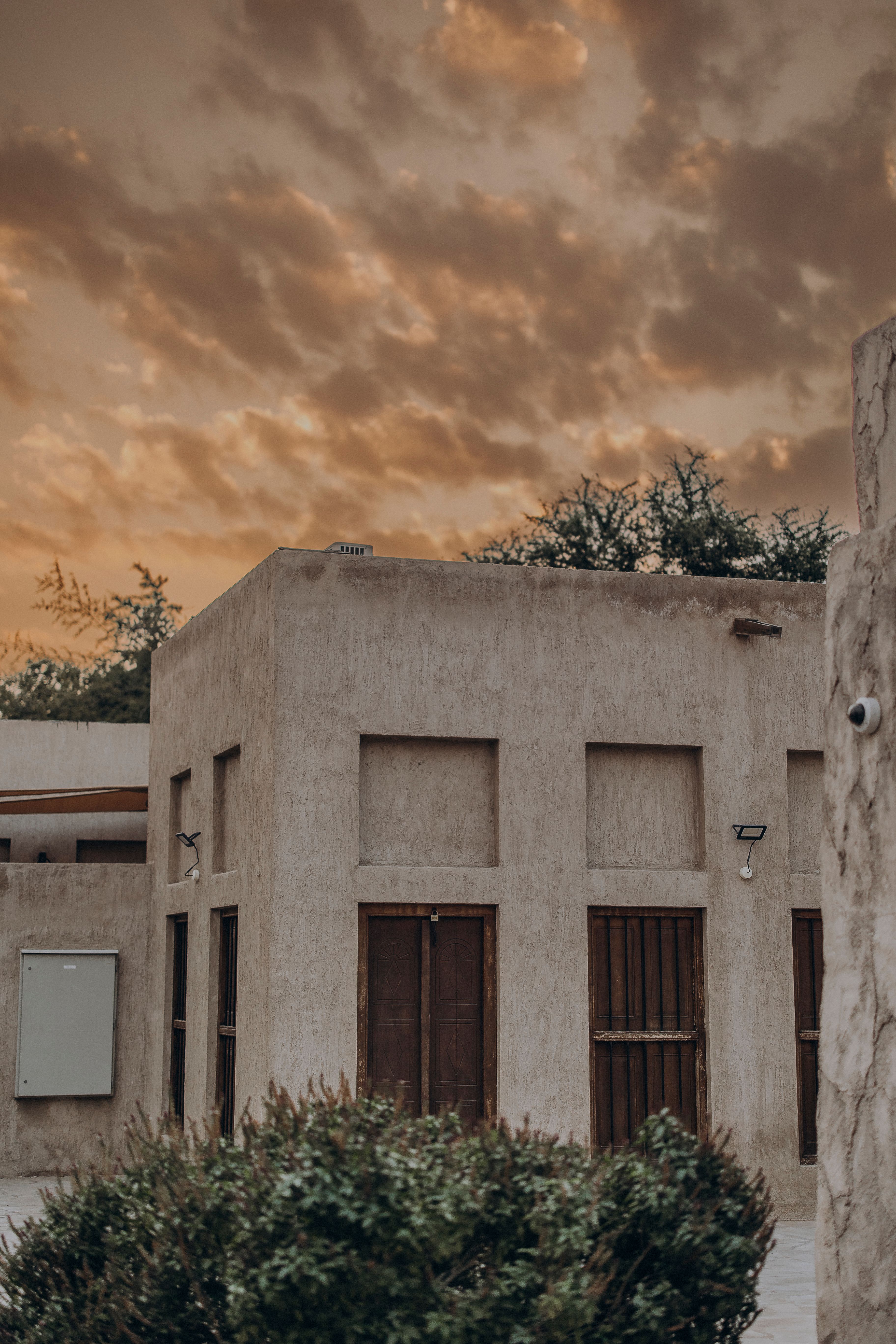 Traditional Architecture in Old Dubai at Sunset · Free Stock Photo