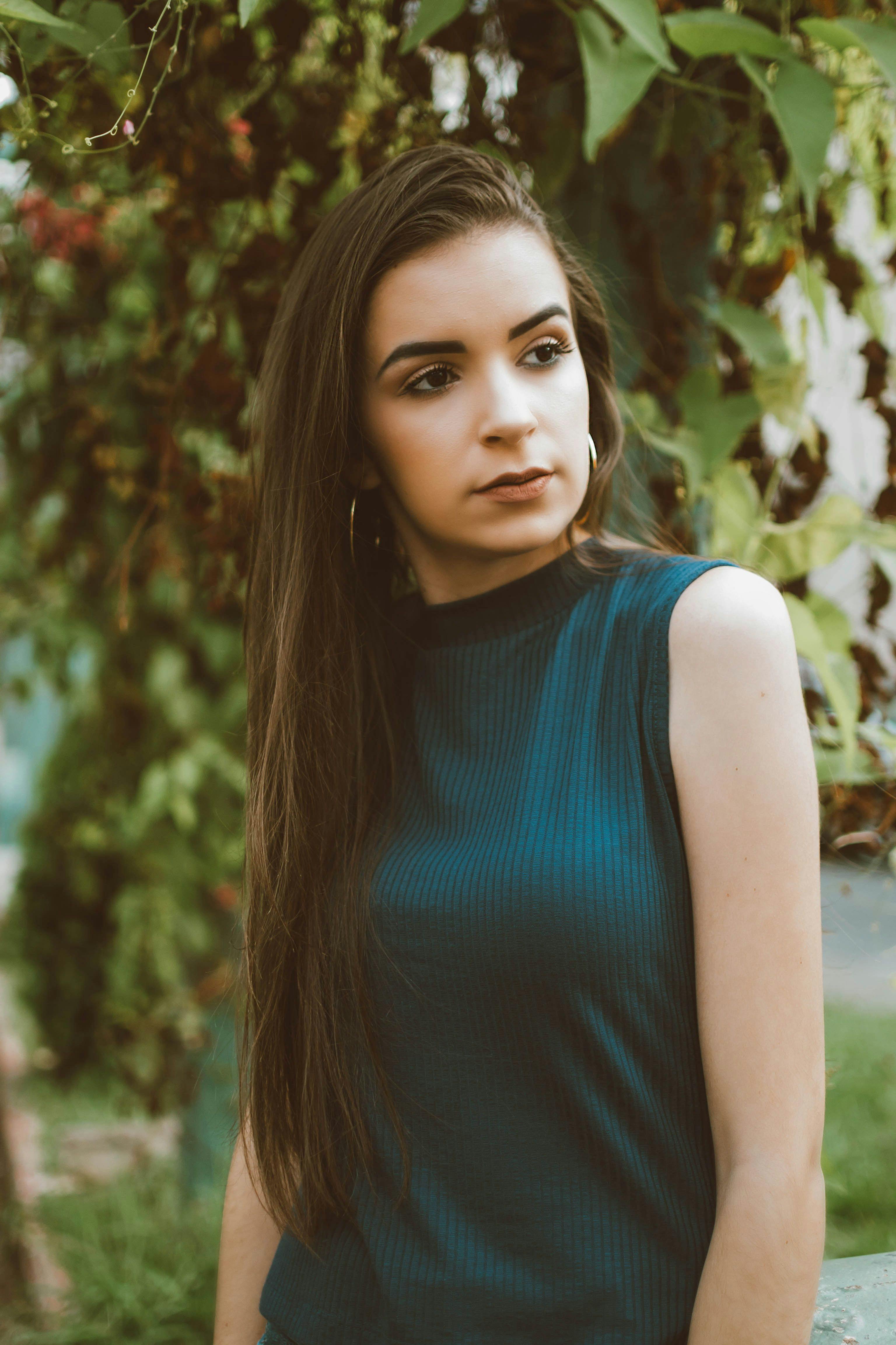 400 000+ People banque d'images et photos libres de droit ...