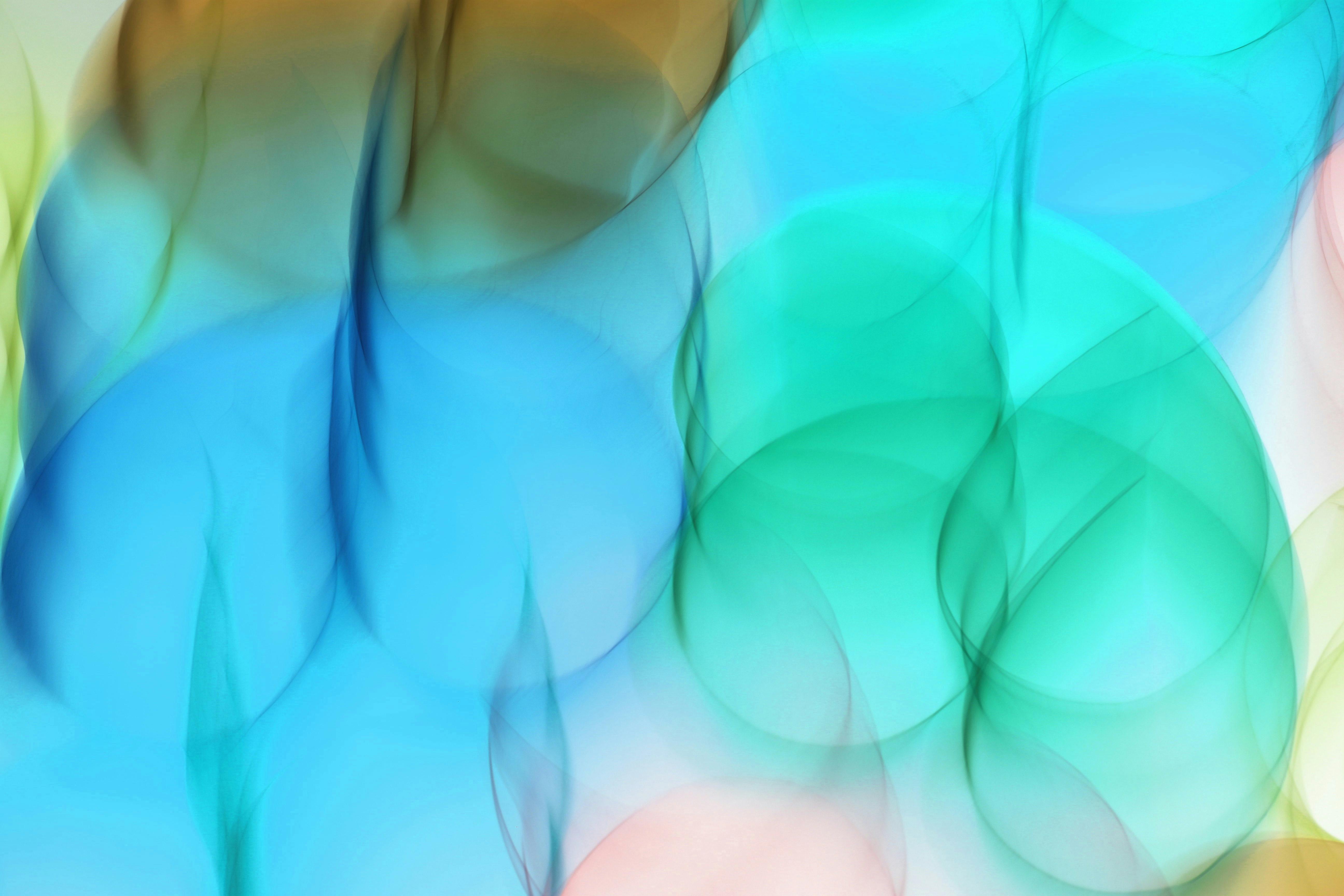 Abstract Colorful Blurred Light Pattern · Free Stock Photo