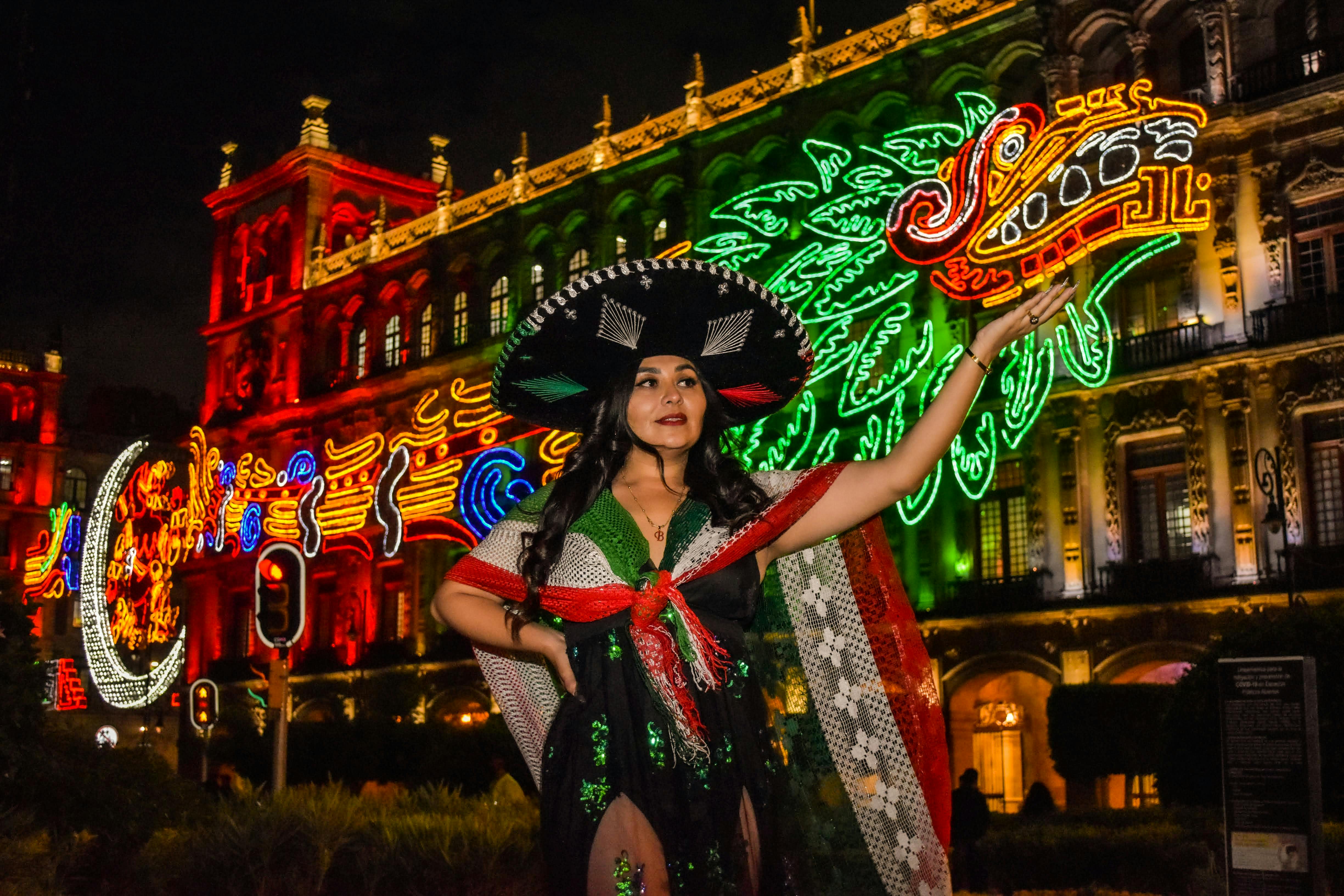 City Light Display Photos, Download The BEST Free City Light Display ...