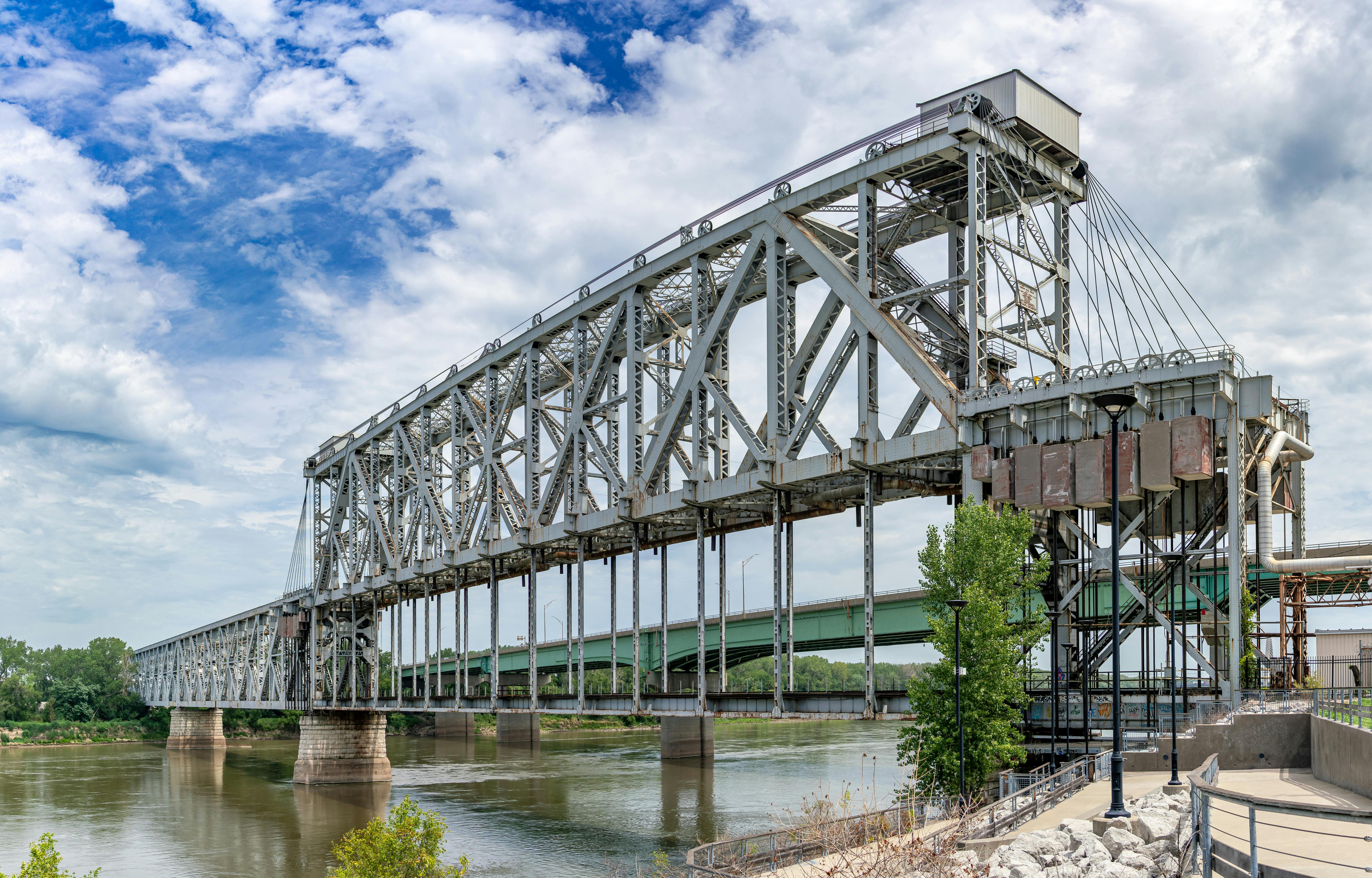 ASB Bridge Over Missouri River in Kansas City · Free Stock Photo