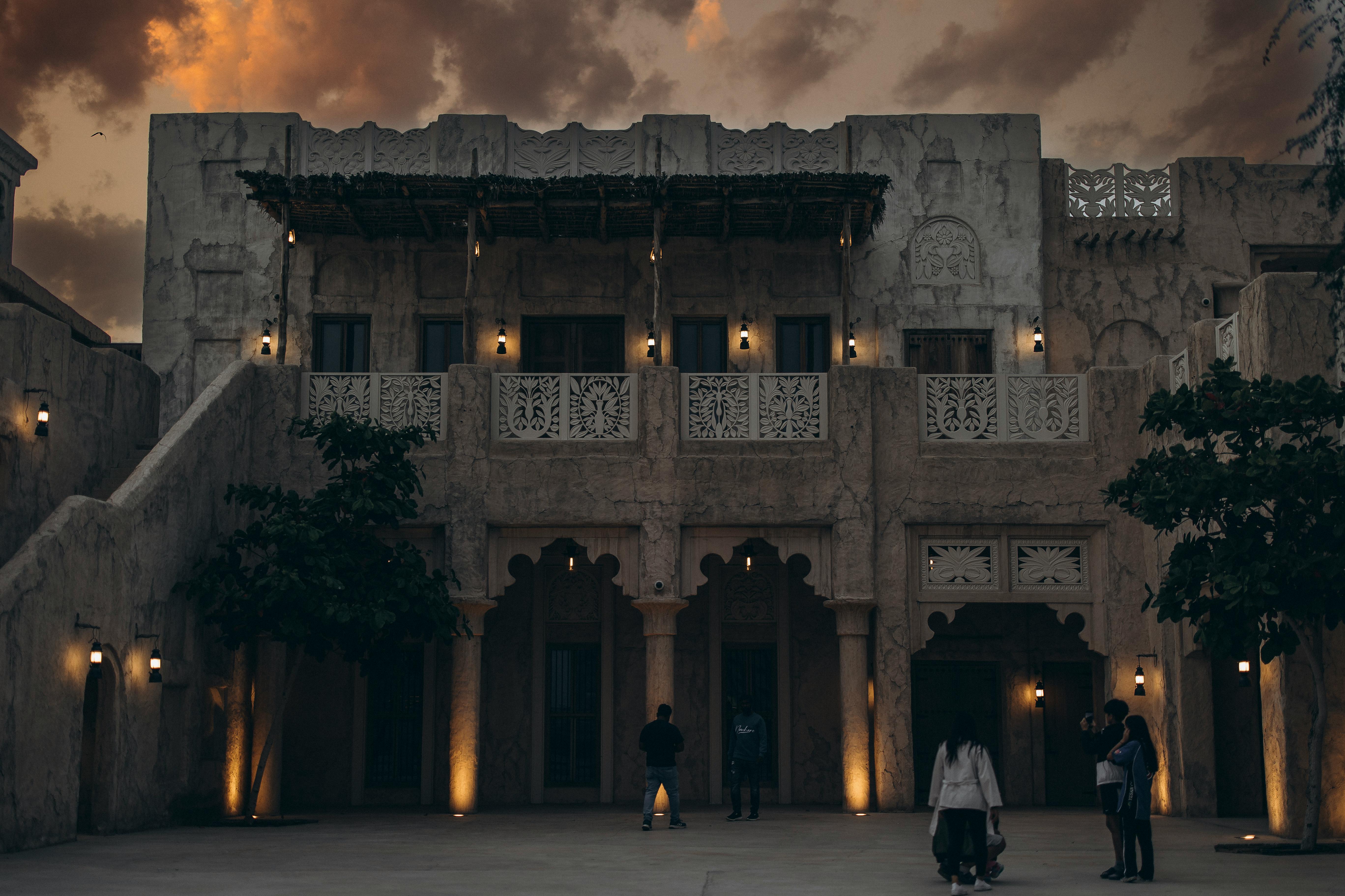 Arquitetura Histórica No Antigo Dubai Ao Crepúsculo · Foto profissional ...