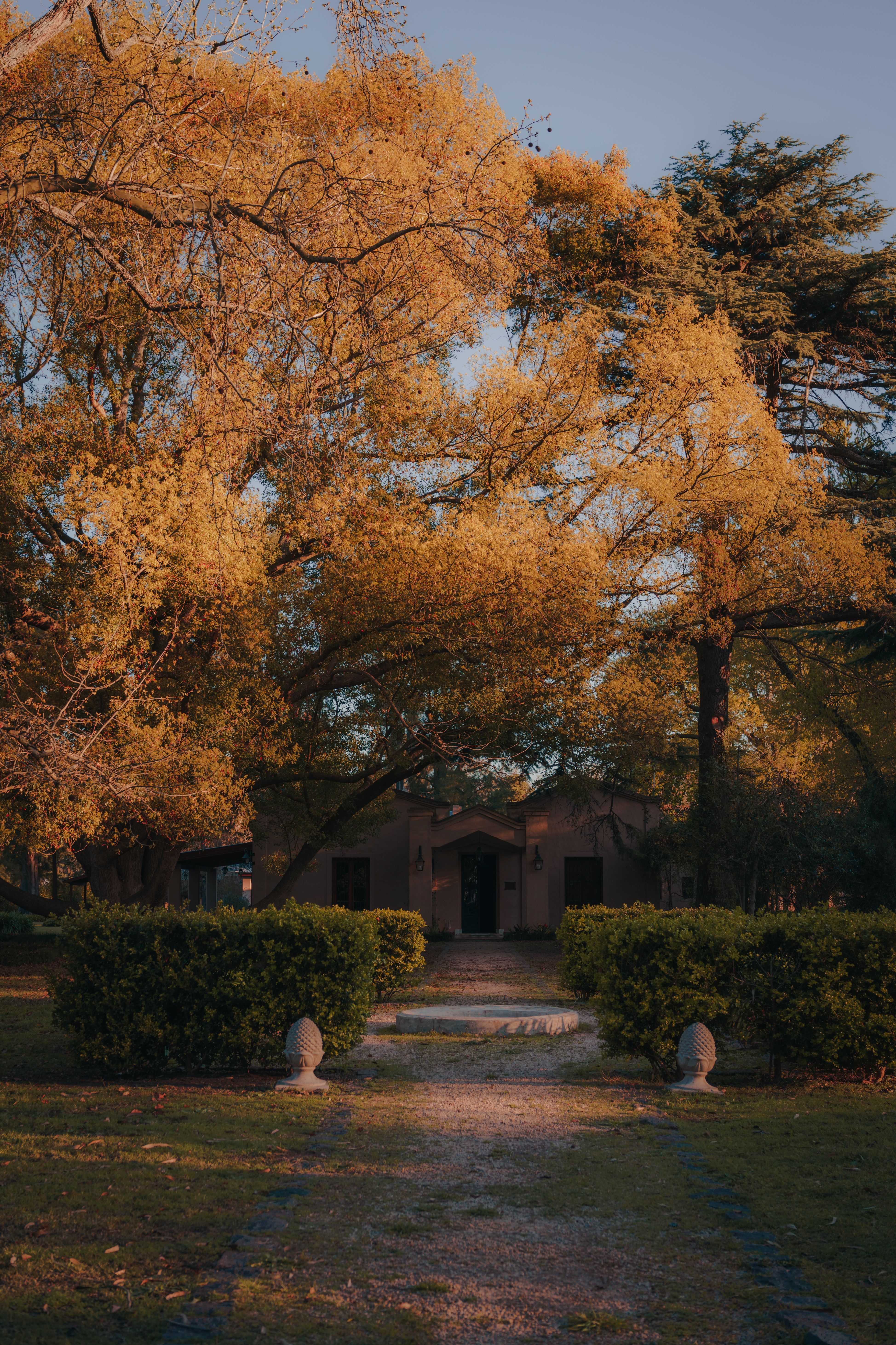 Charming Cottage Amid Autumn Foliage · Free Stock Photo