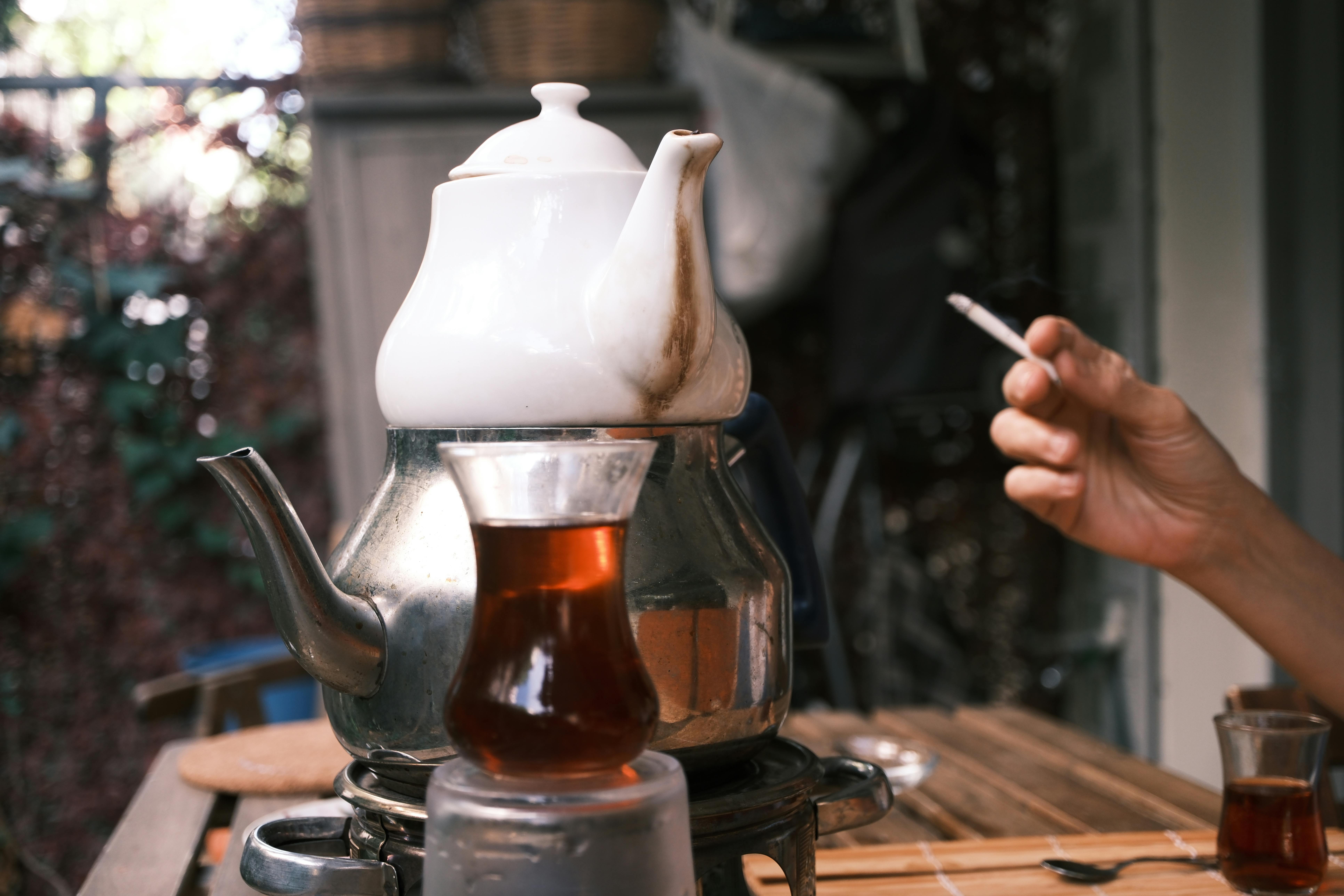 Close-up of Black Teapot · Free Stock Photo