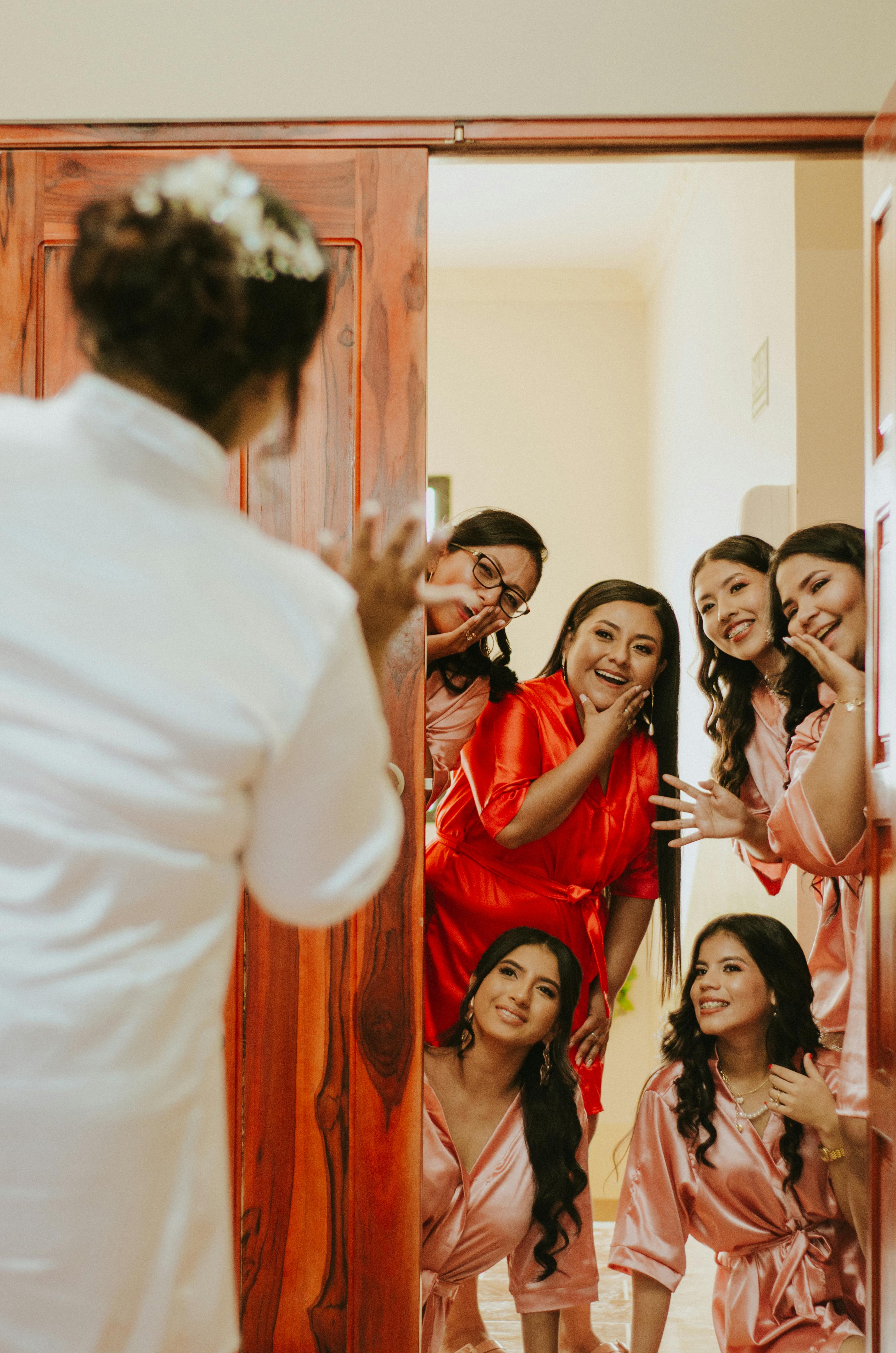 Joyful Bridal Party Getting Ready Indoors · Free Stock Photo