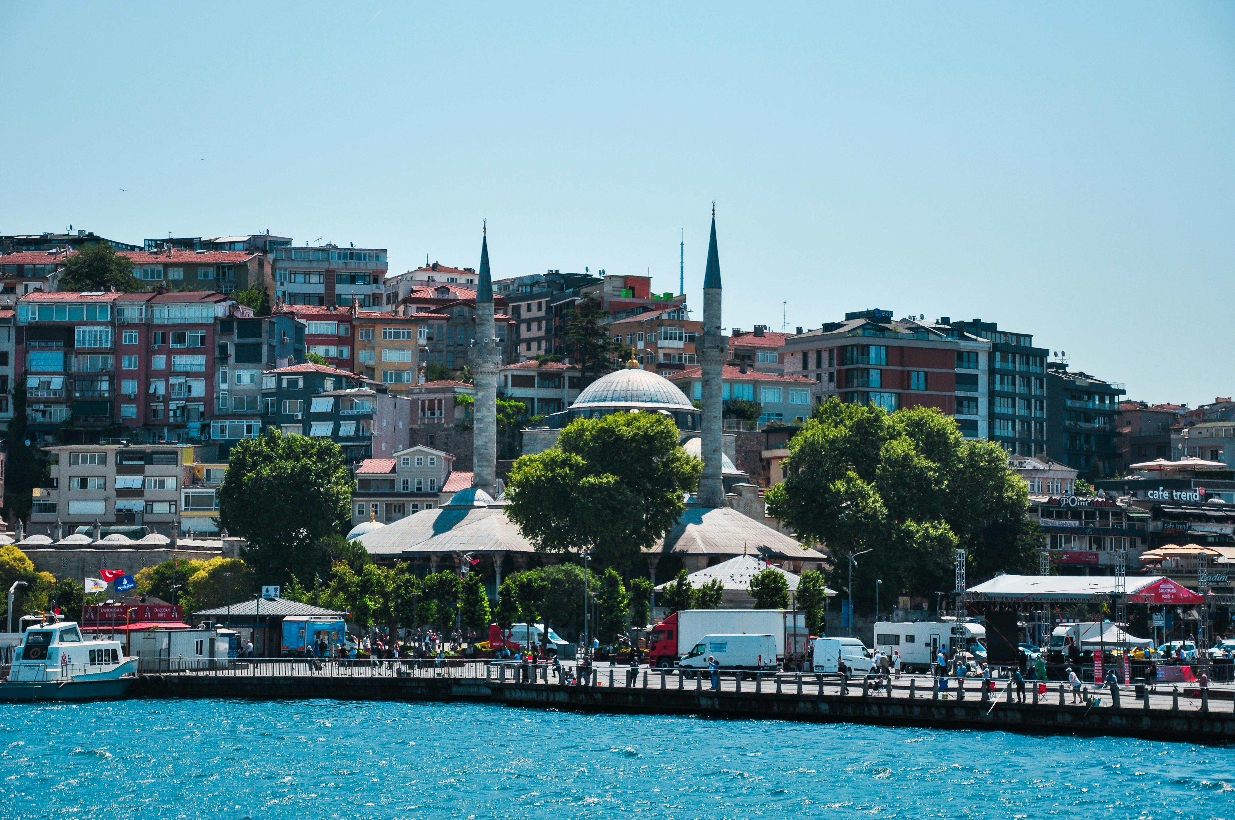 Scenic View of Istanbul Waterfront with Architecture · Free Stock Photo