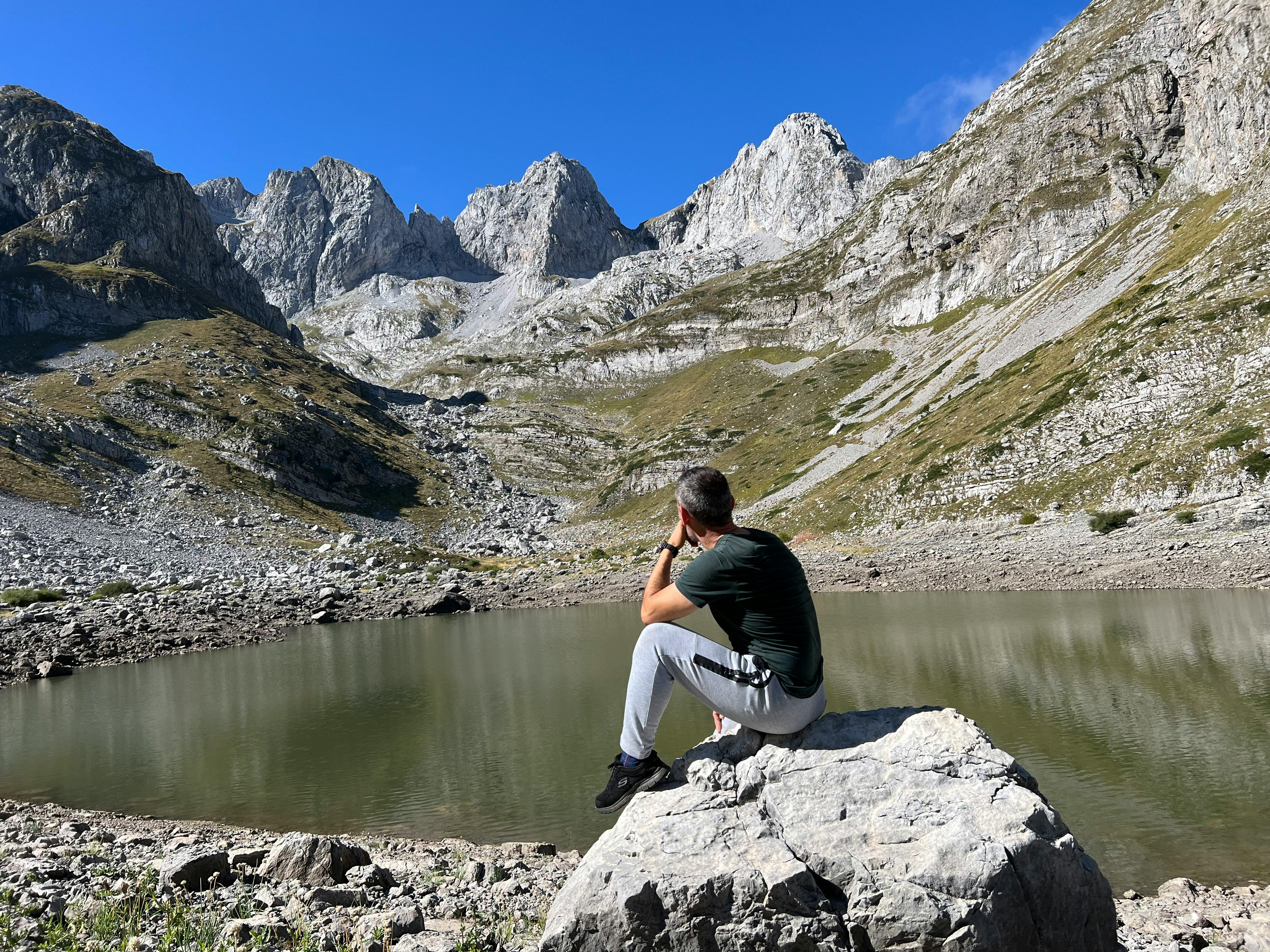 Bis Me Photos, Download The BEST Free Bis Me Stock Photos & HD Images