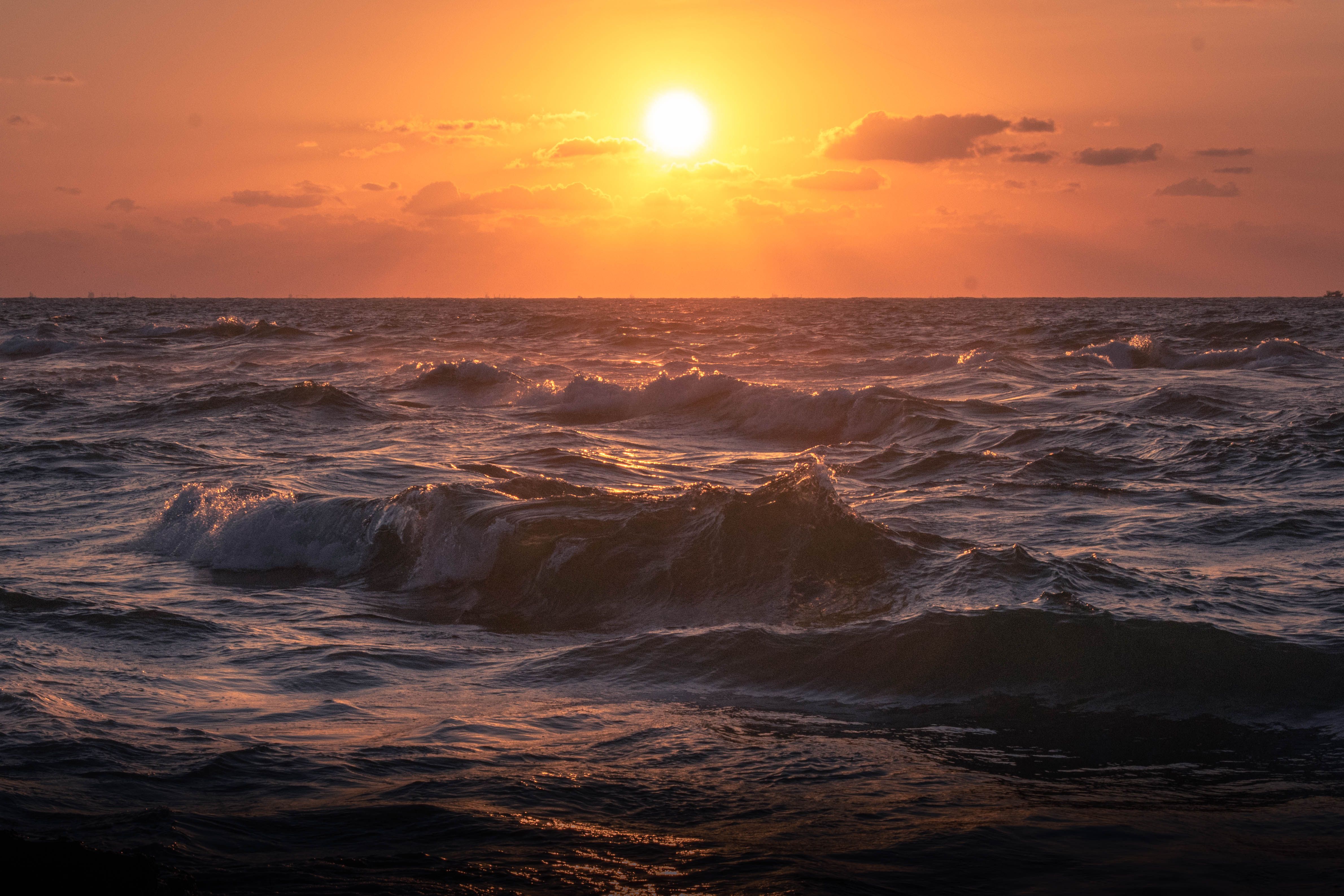 Breathtaking Sunset Over Alexandria's Waves · Free Stock Photo
