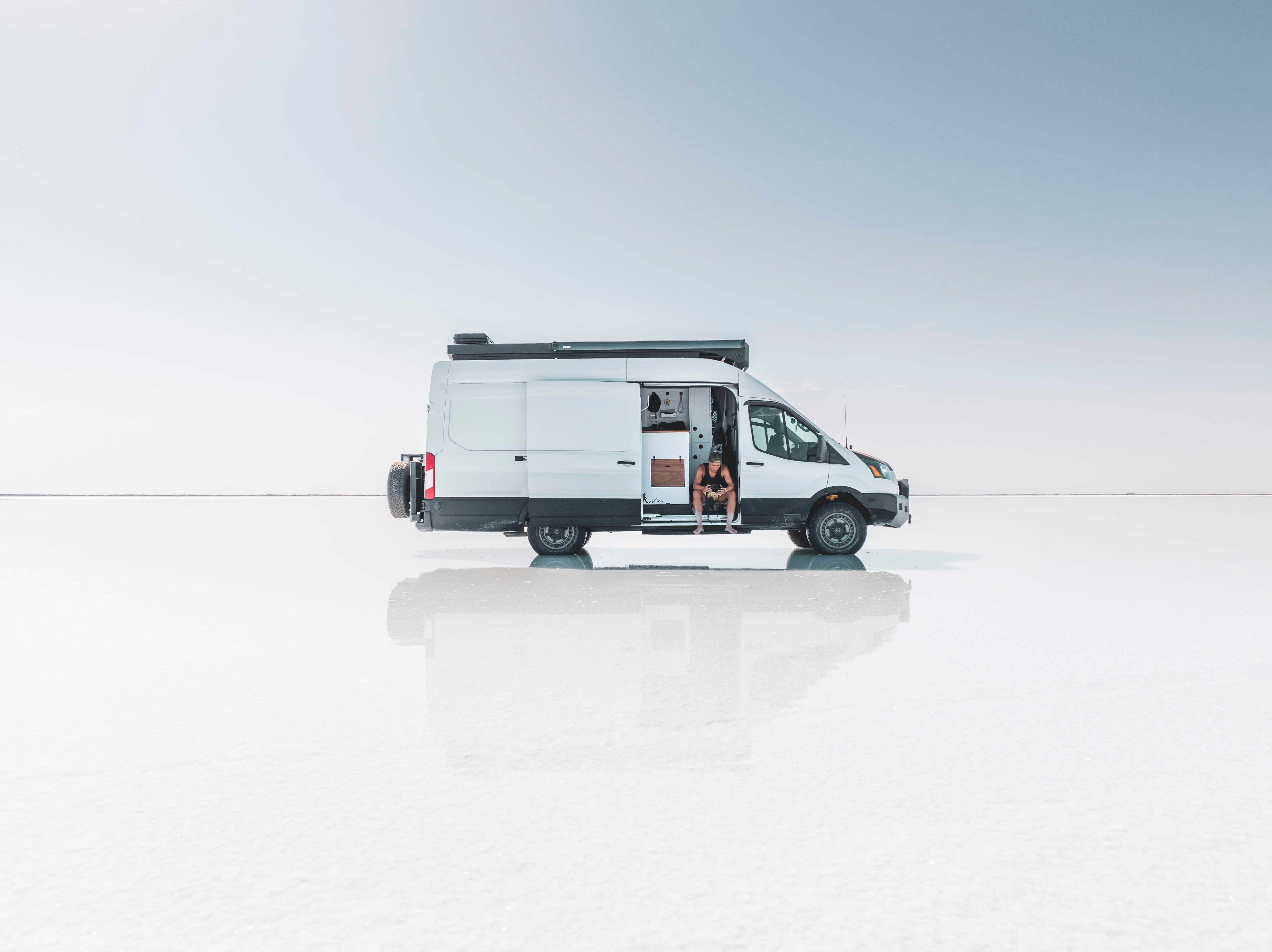 Minimalist Van Life on Bonneville Salt Flats · Free Stock Photo